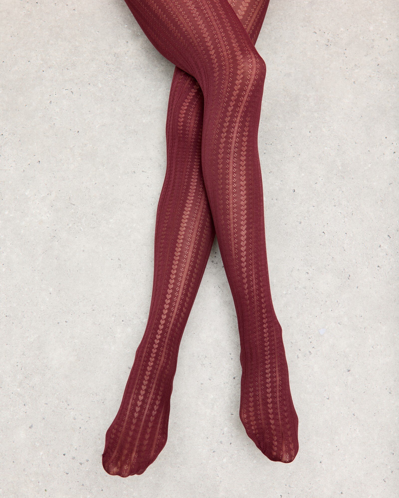 maroon patterned tights