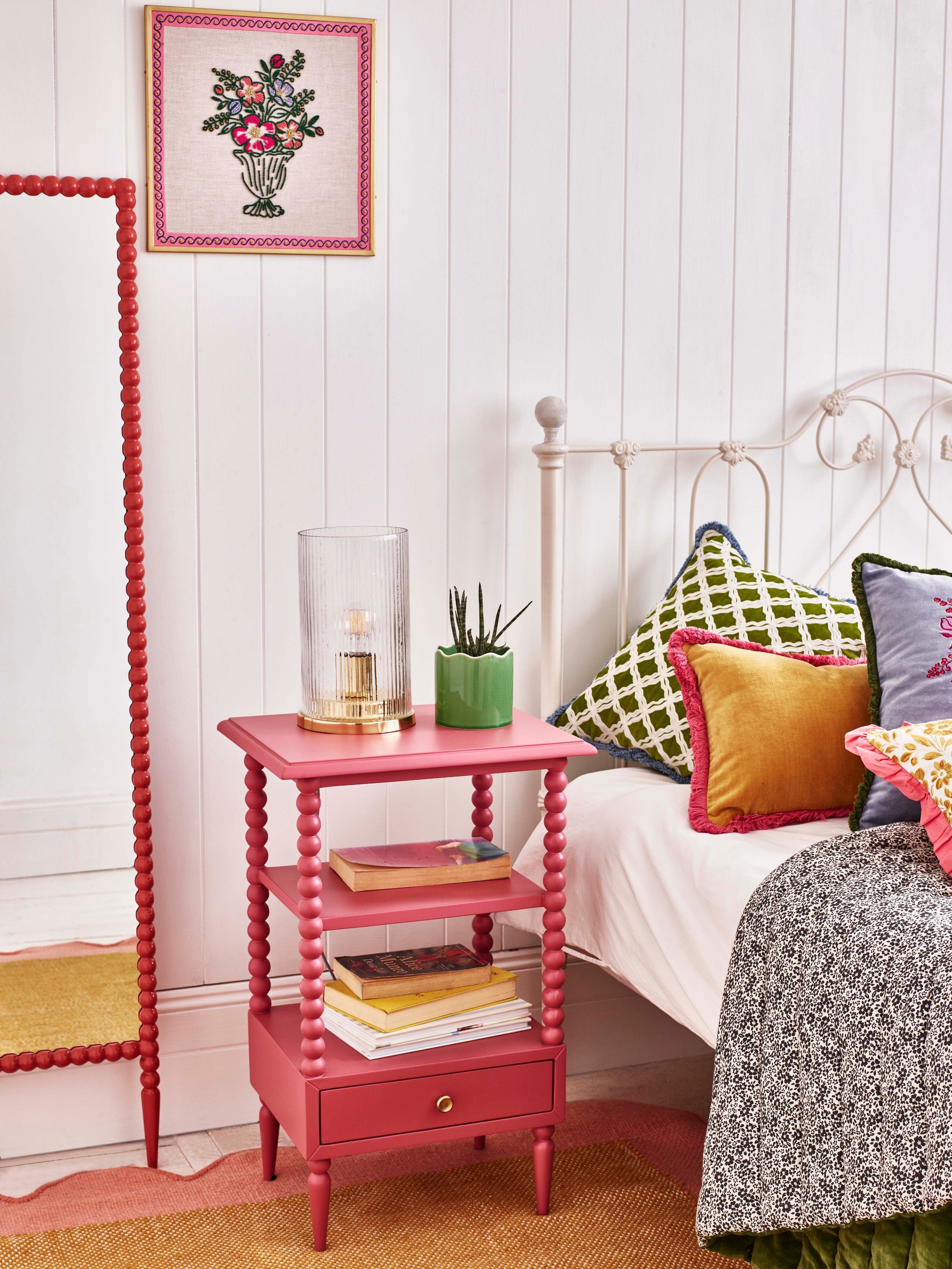 bobbin bedside table