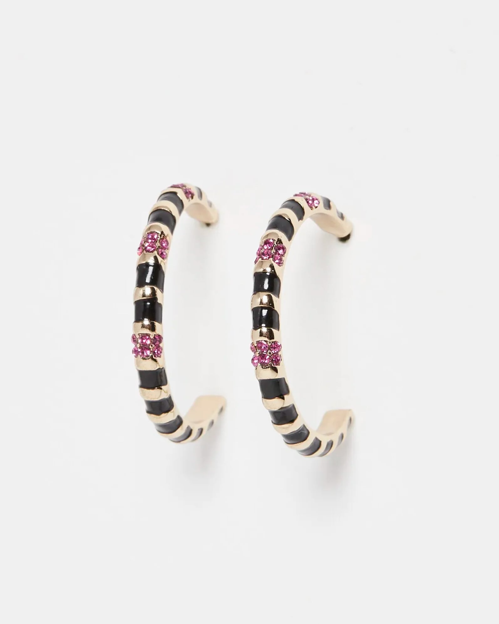 Guide to Enamel Jewellery | Oliver Bonas