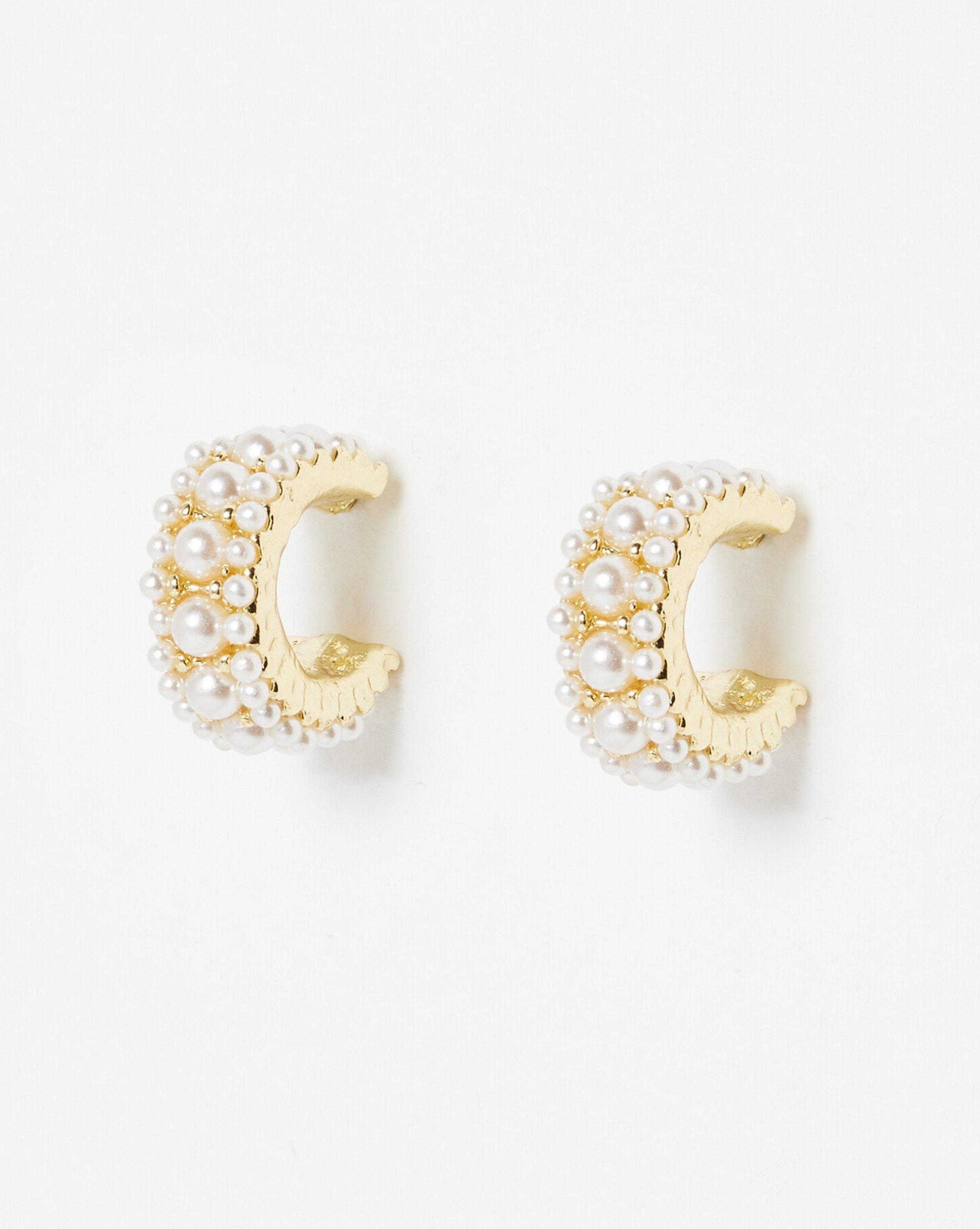 Hoop Earrings: A Style Guide | Oliver Bonas