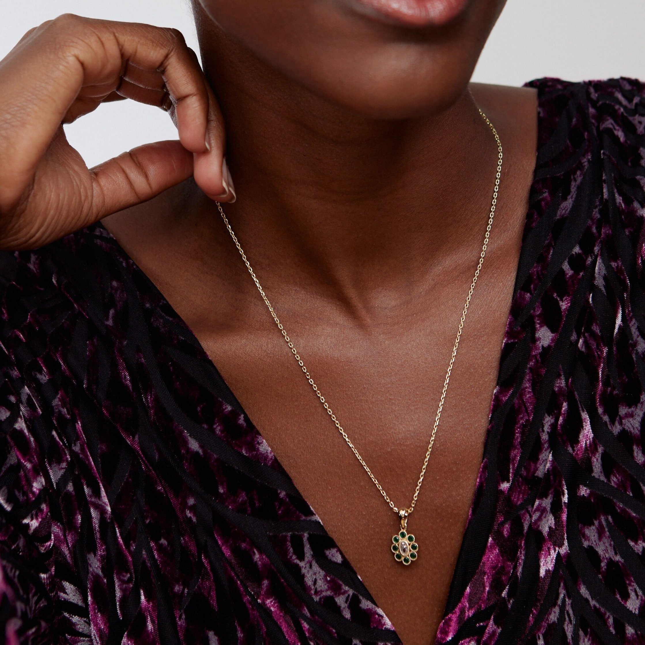 12 Types of Necklace Chains Explained | Oliver Bonas