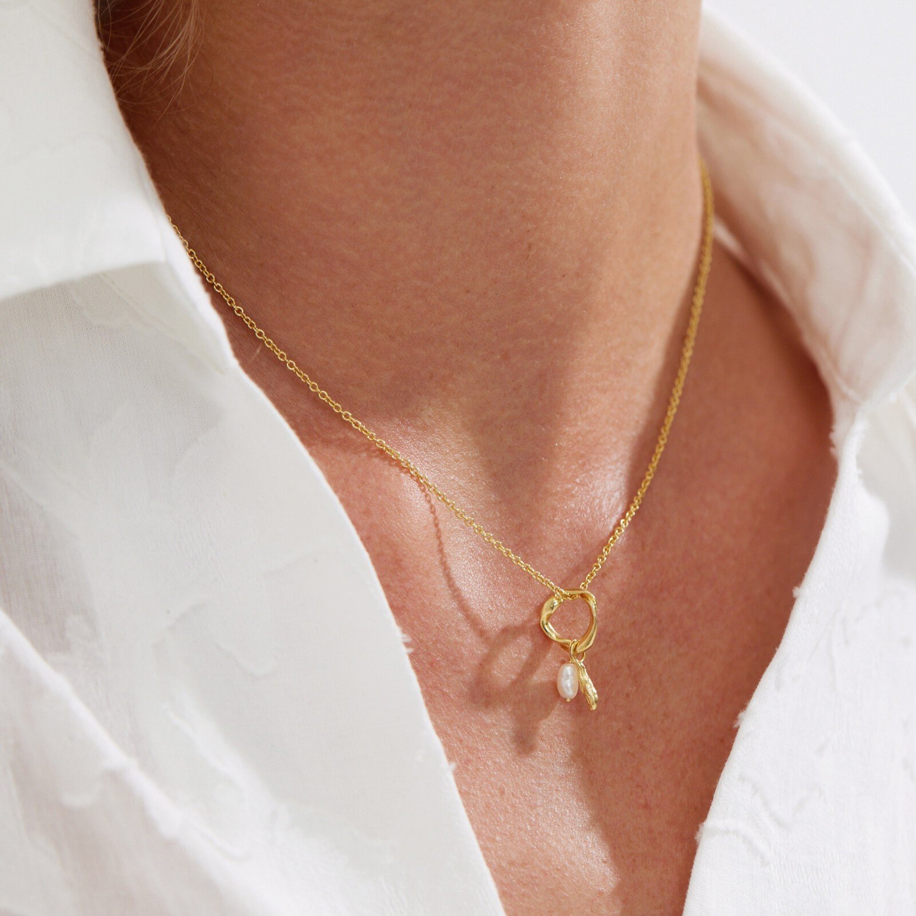 How to Repair Jewellery | Oliver Bonas