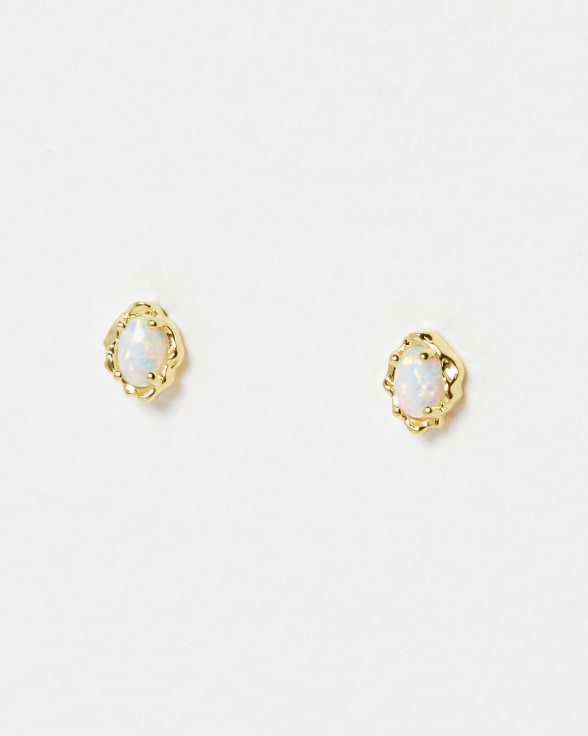 How to Stack & Layer Earrings | Oliver Bonas