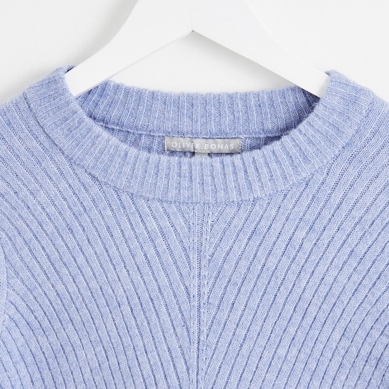 How to Unshrink a Jumper | Oliver Bonas