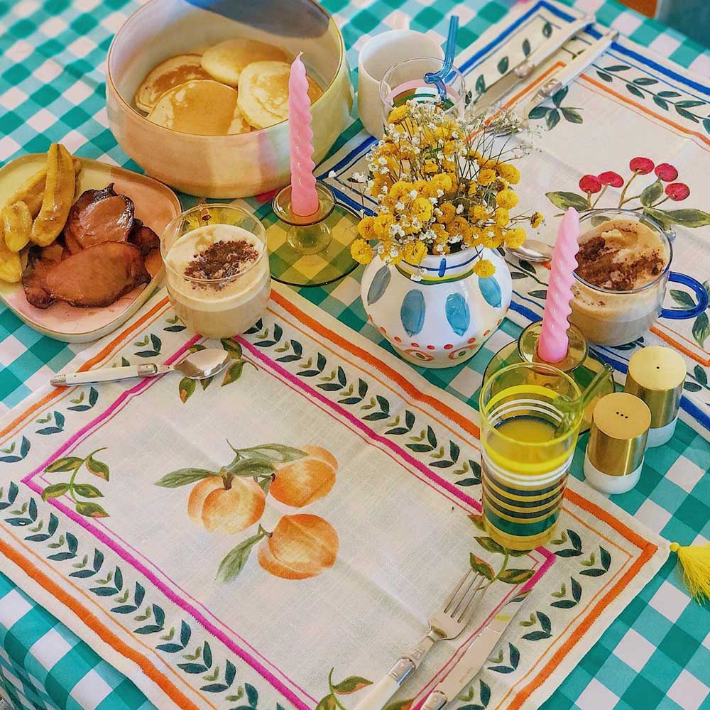 How to Curate the Perfect Summer Tablescape | Oliver Bonas