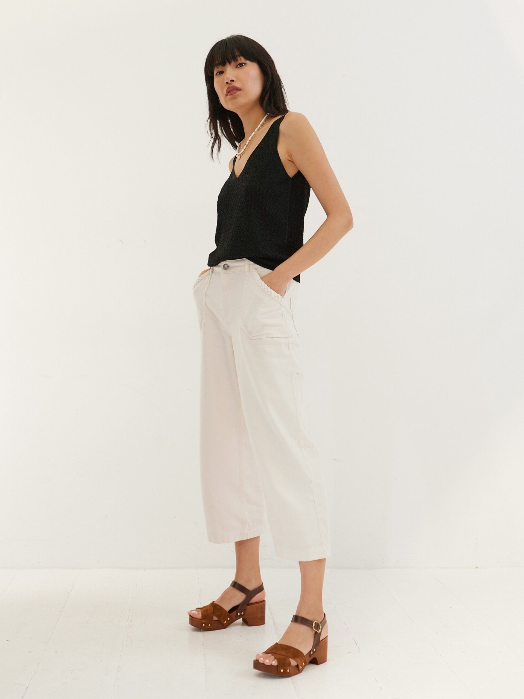 The Best Clothes to Wear in Hot Weather | Oliver Bonas