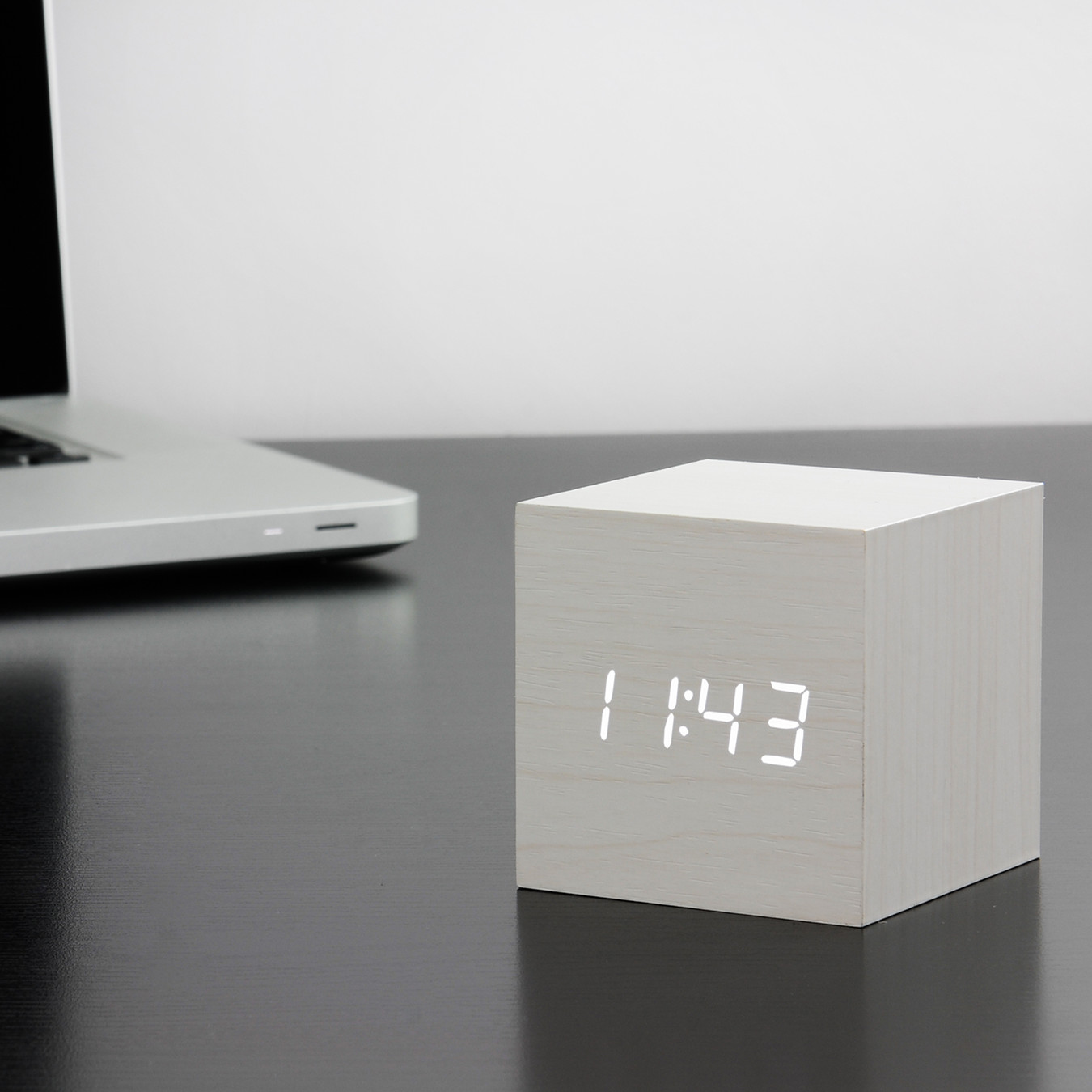 White Click Clock Cube | Oliver Bonas