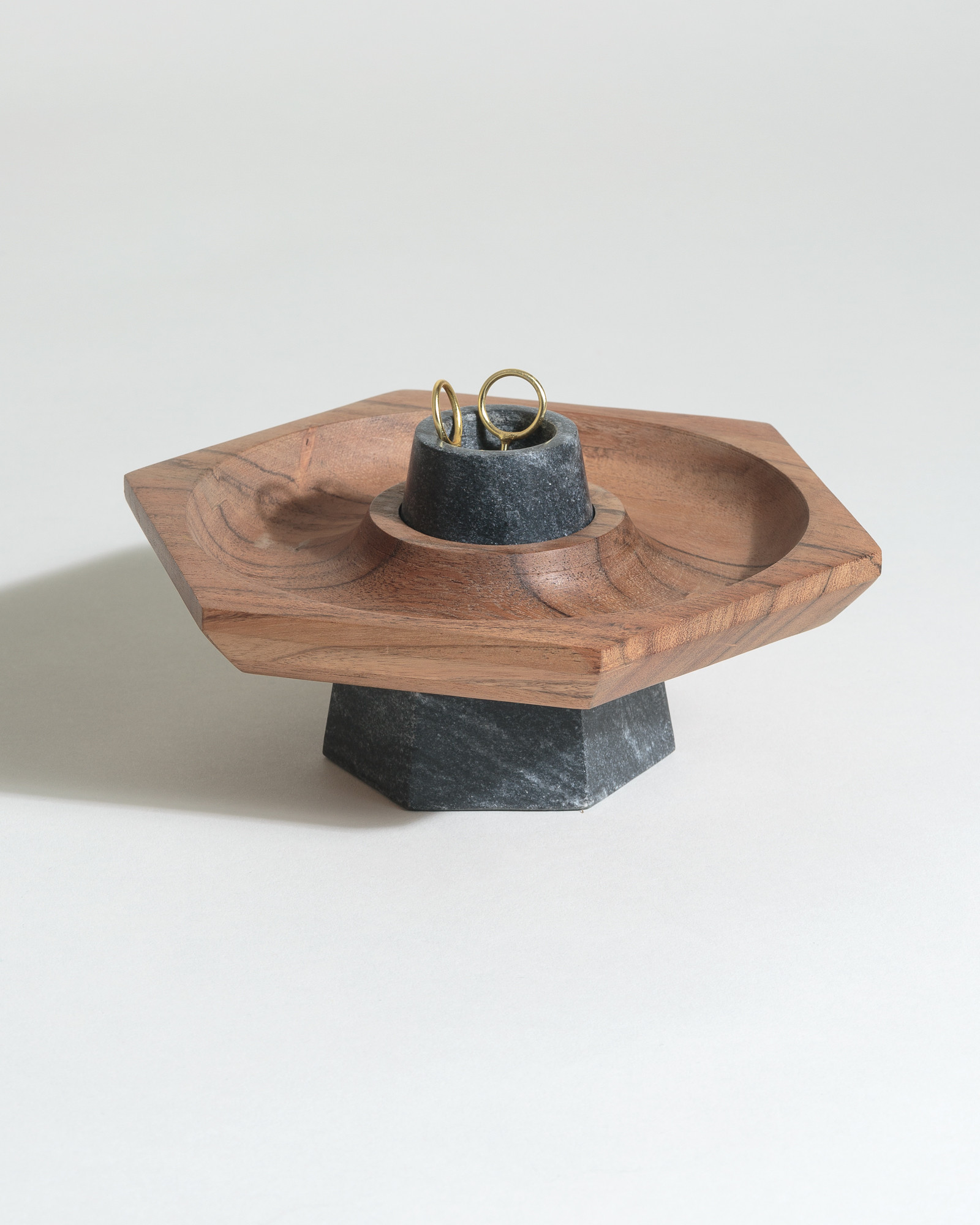 Marble & Wood Nibble Stand | Oliver Bonas