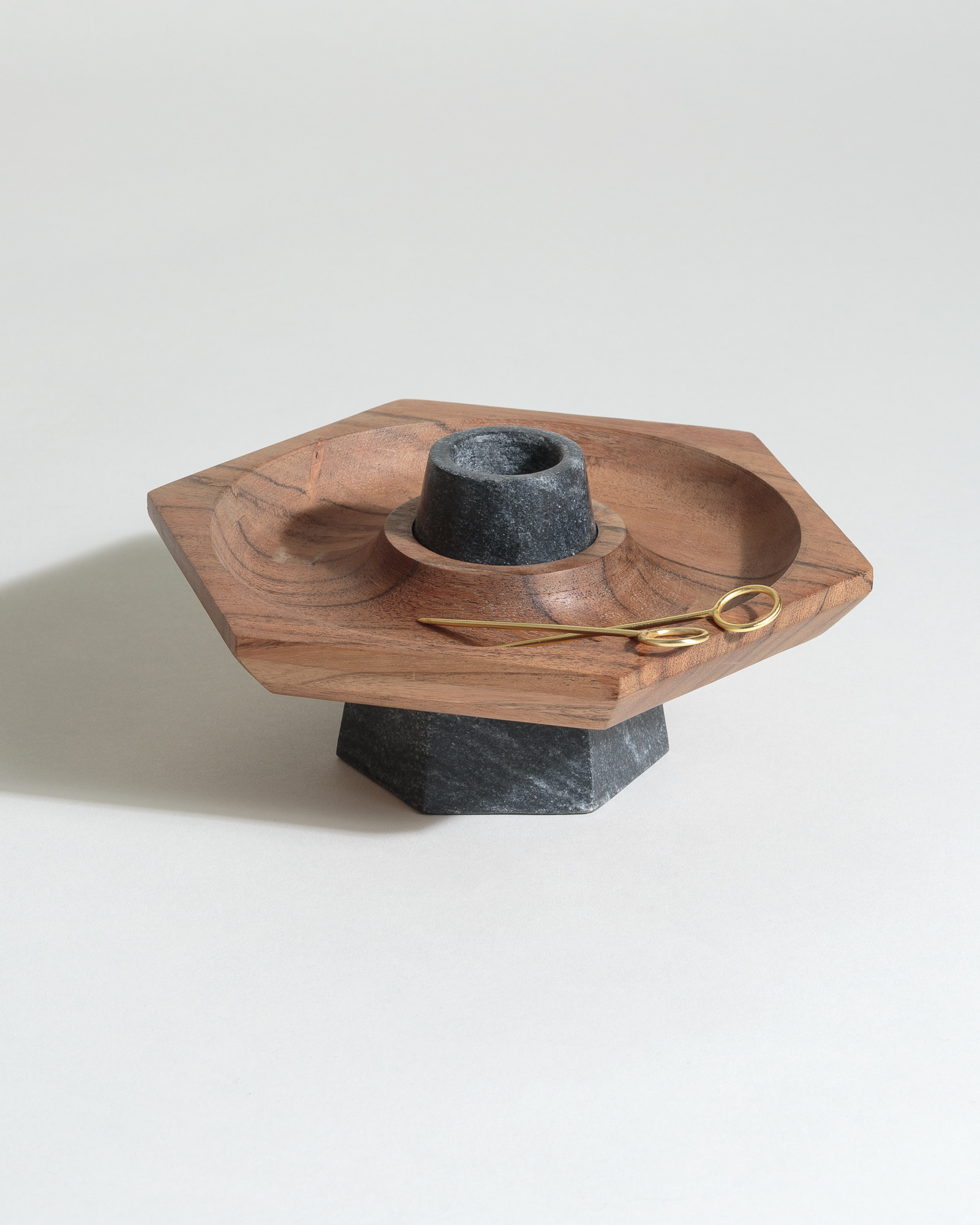 Marble & Wood Nibble Stand | Oliver Bonas