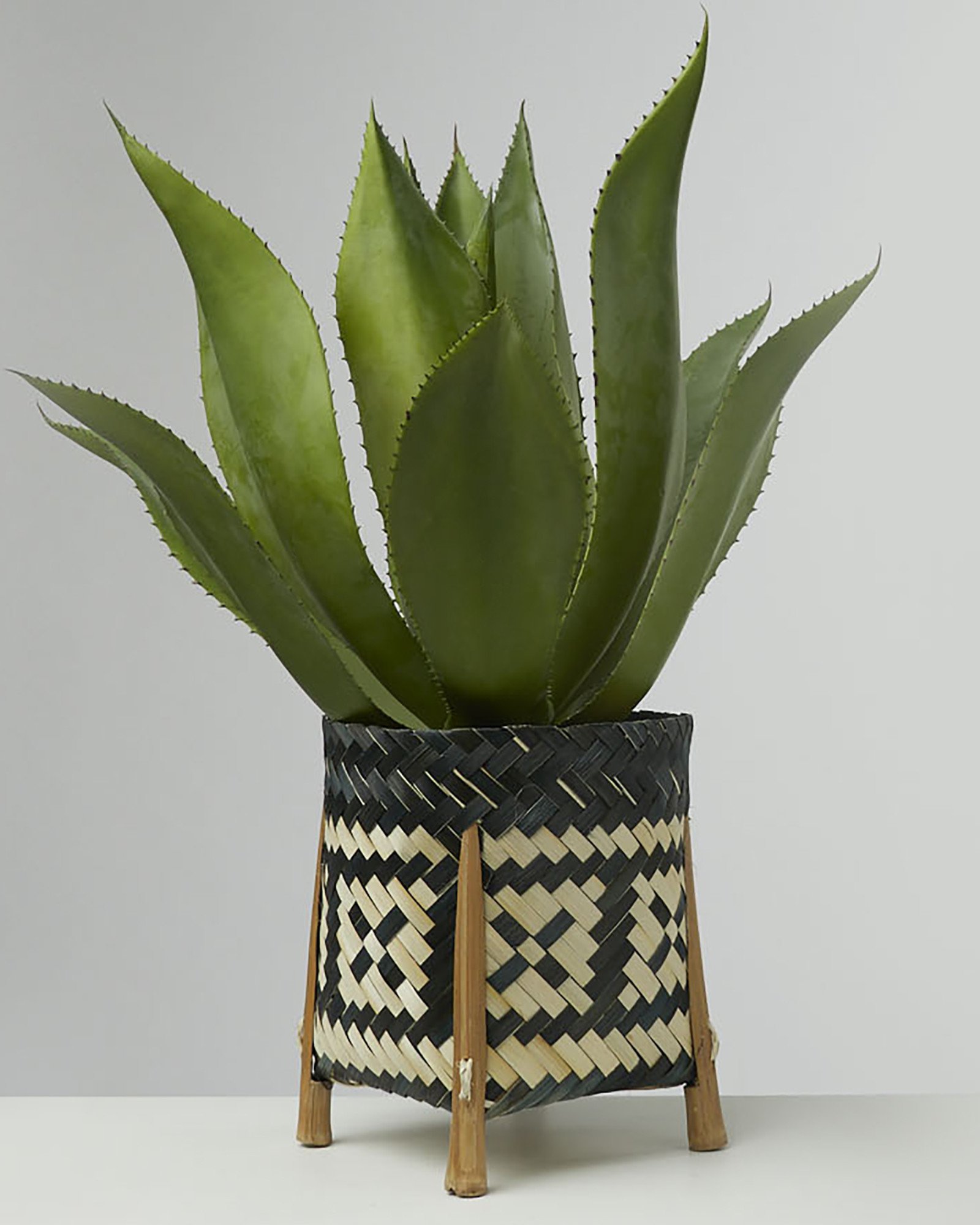Black & Natural Bamboo Basket Planter Small | Oliver Bonas