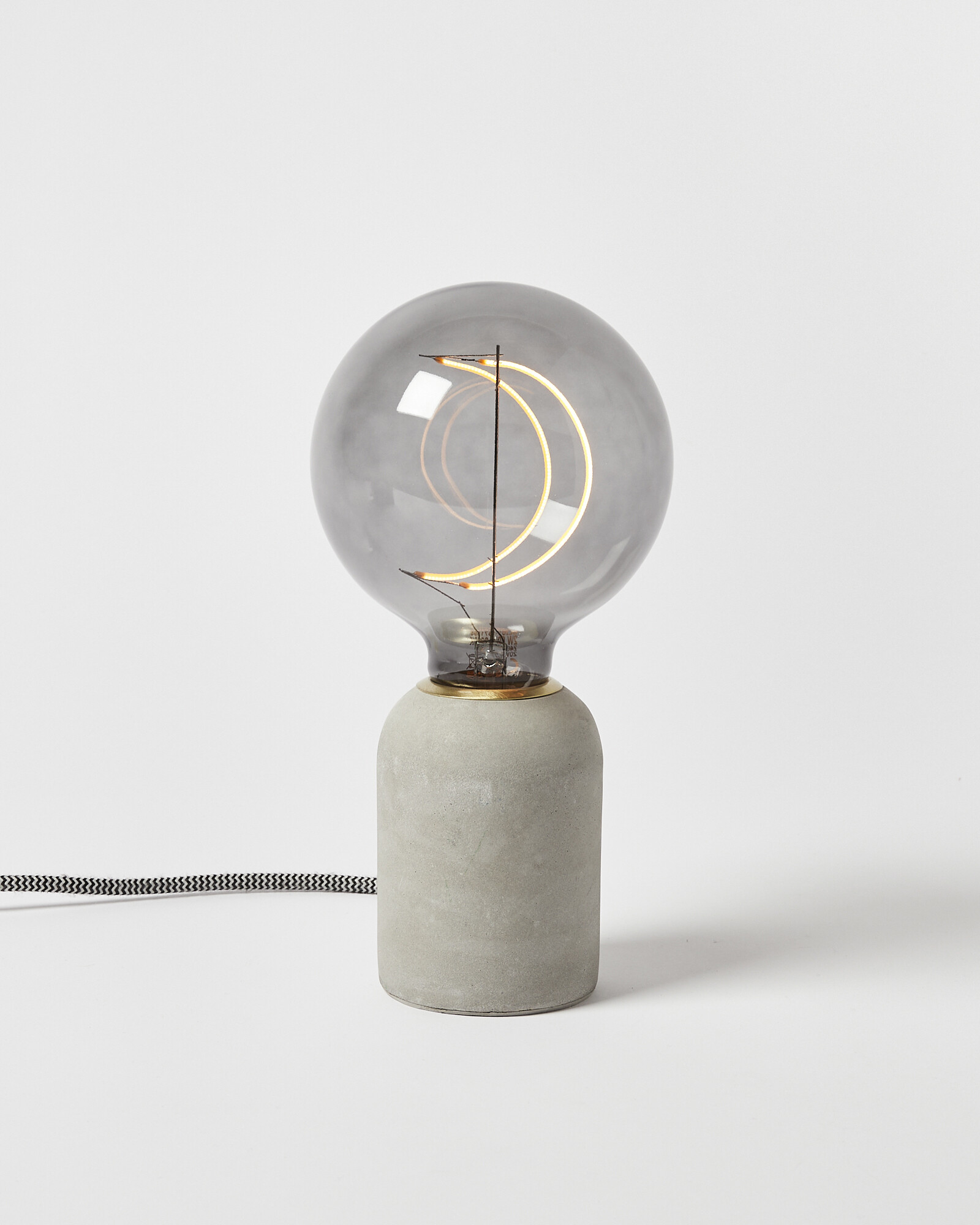 Crescent Moon E27 90lm 2W LED Light Bulb | Oliver Bonas