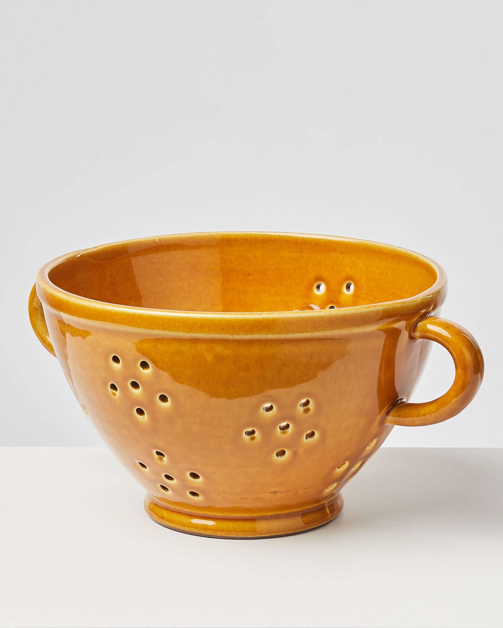 Cena Mustard Yellow Terracotta Colander | Oliver Bonas