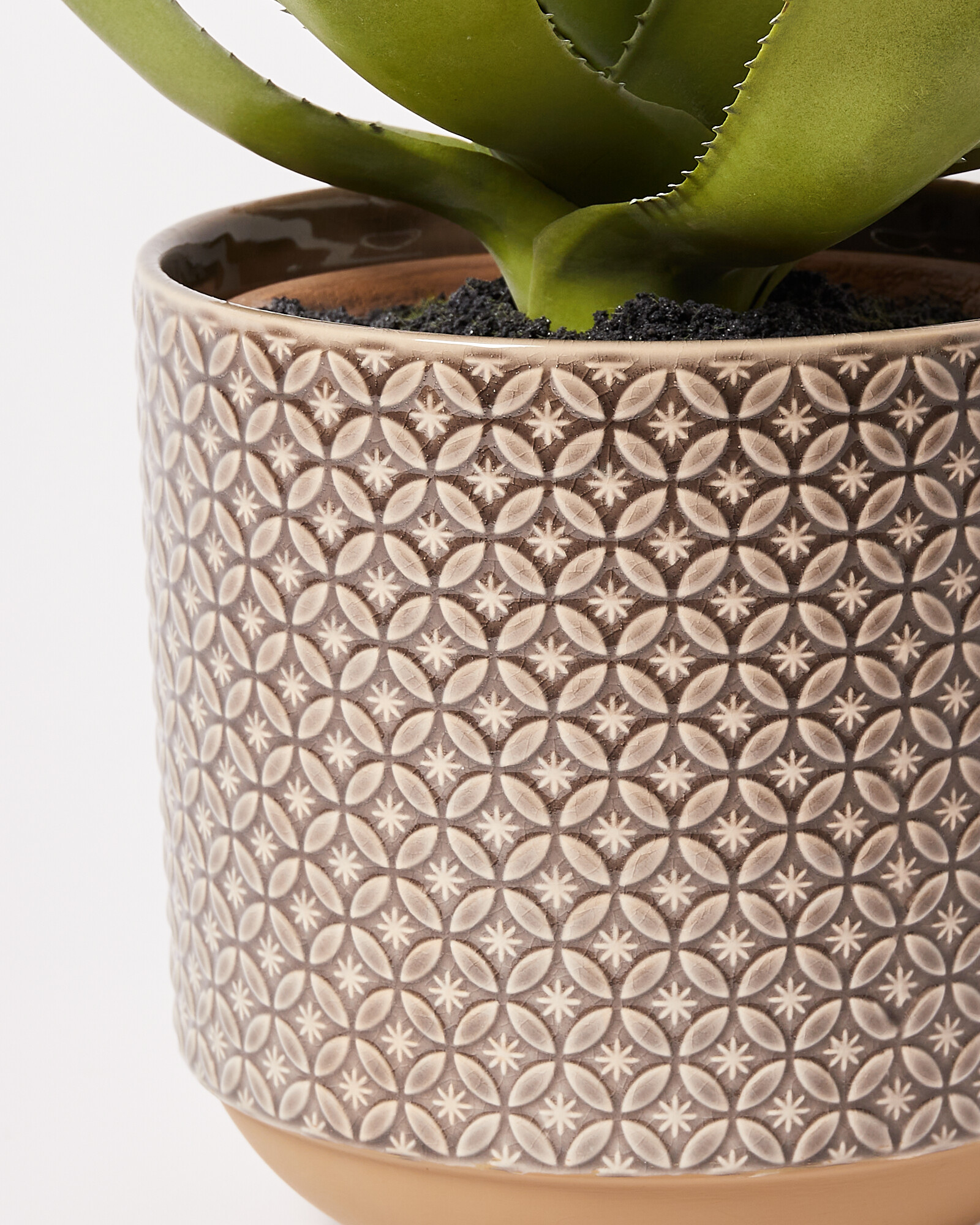 Modelo Geometric Grey Ceramic Plant Pot Extra Large | Oliver Bonas