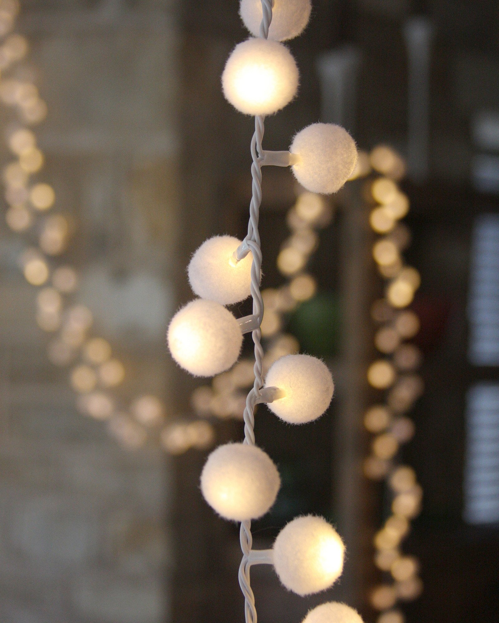 Pom Pom String Lights | Oliver Bonas