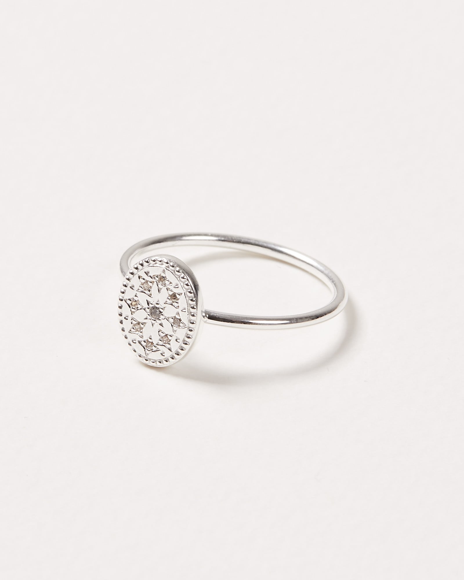 Delos Stone Inlay Oval Silver Ring | Oliver Bonas
