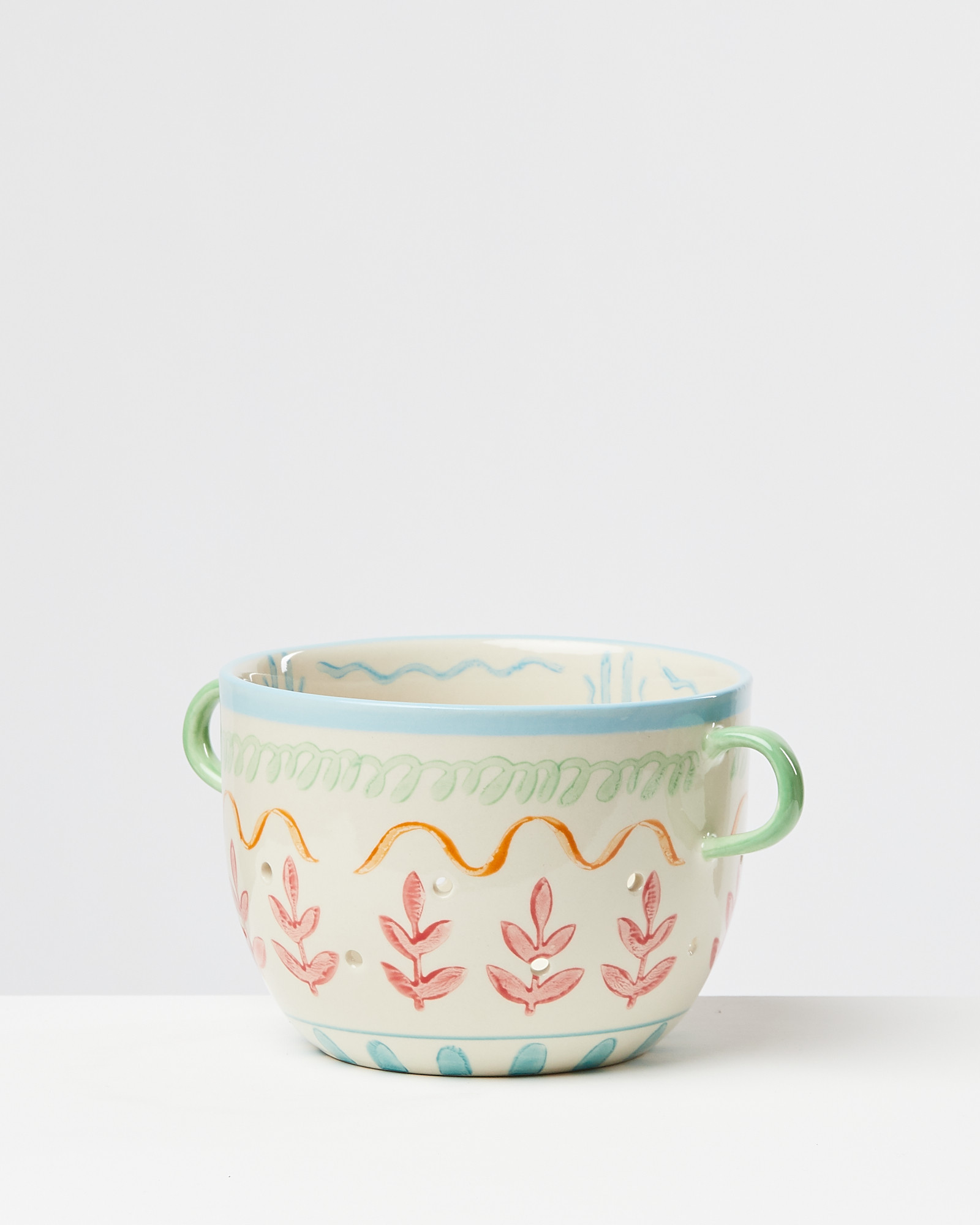 Fiori Pink Leaf Ceramic Mini Colander | Oliver Bonas