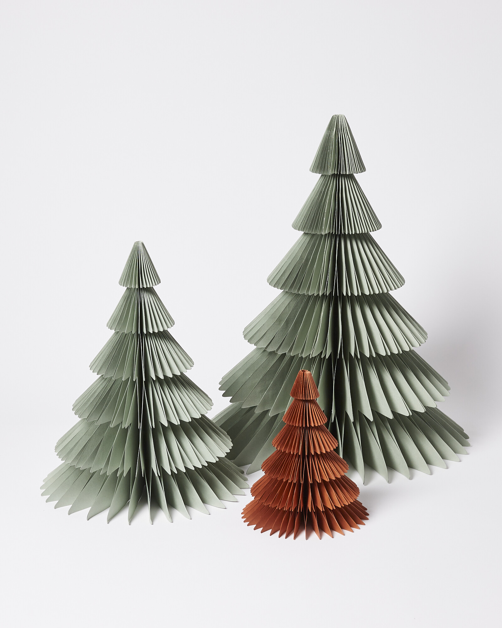 Green Pop Up Paper Christmas Tree Large | Oliver Bonas