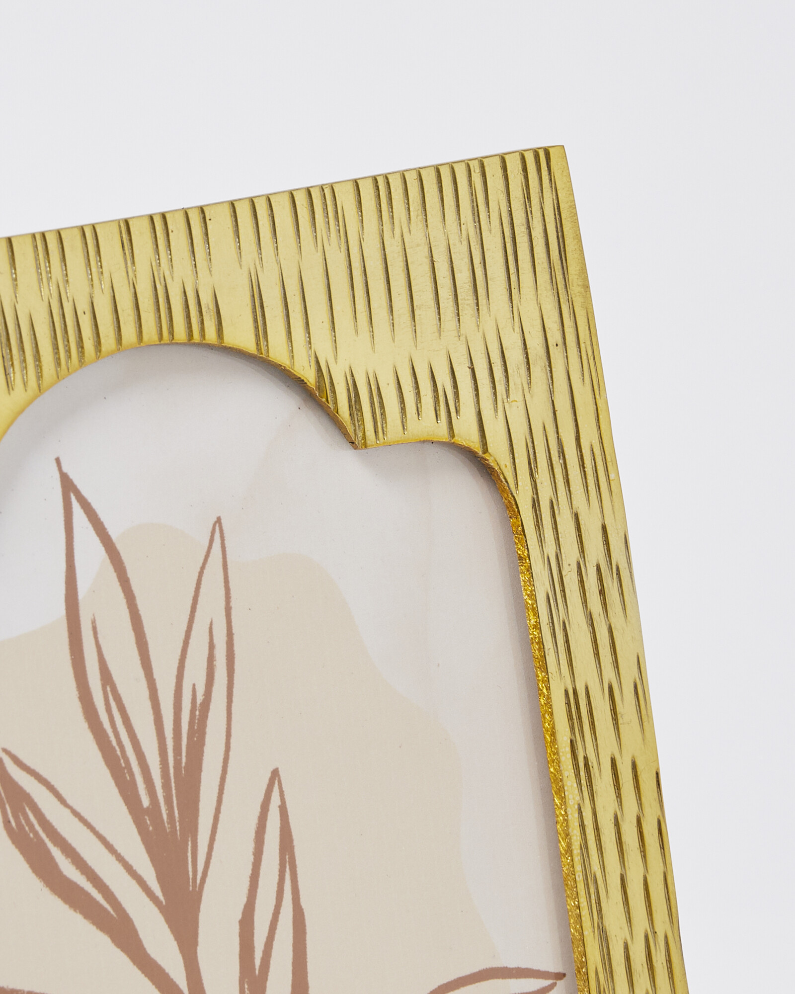 Arch Hammered Metal Standing Portrait Photo Frame 4x6" | Oliver Bonas