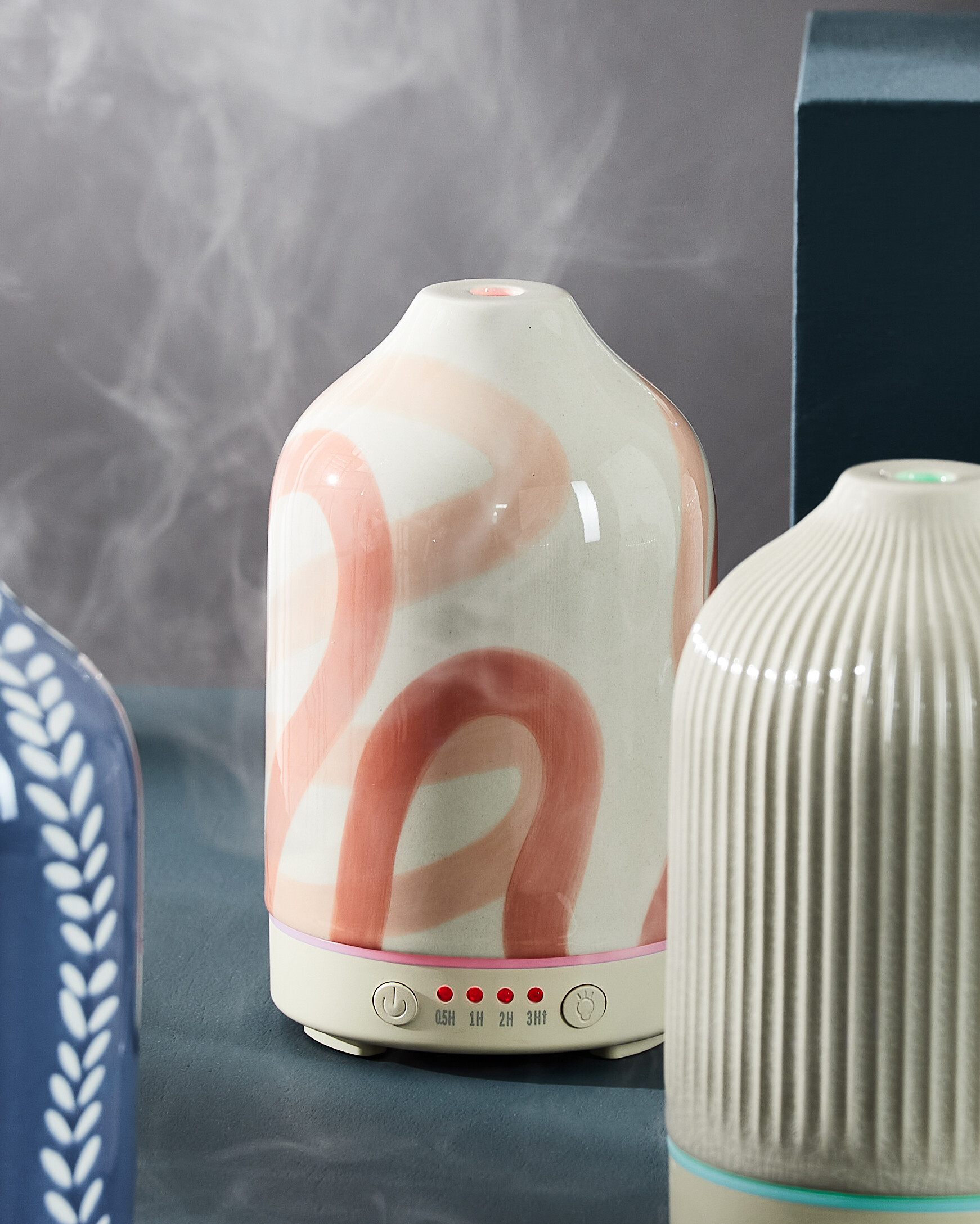 Moore Swirl Pink Ceramic Electric Aroma Diffuser | Oliver Bonas