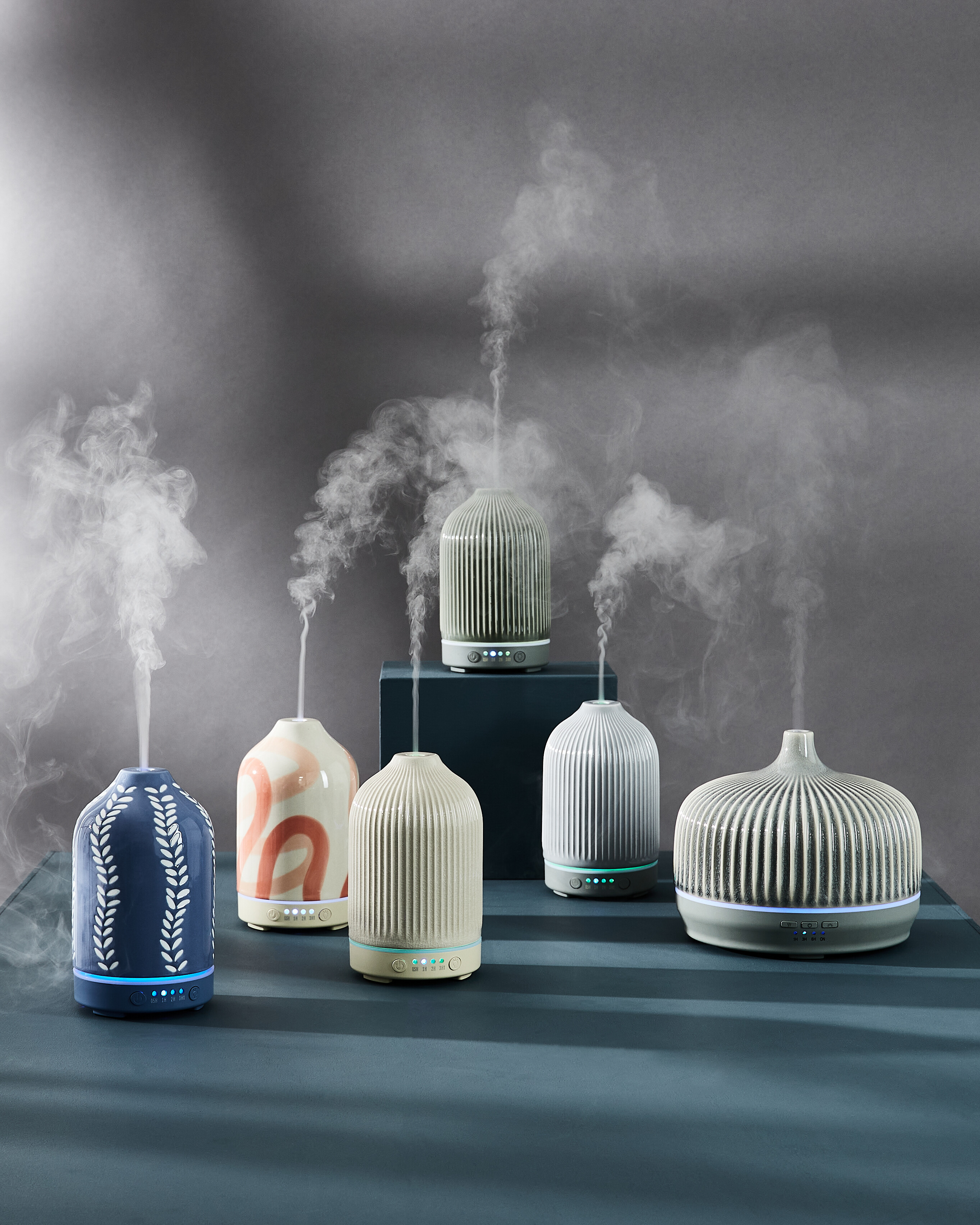 Moore Swirl Pink Ceramic Electric Aroma Diffuser | Oliver Bonas