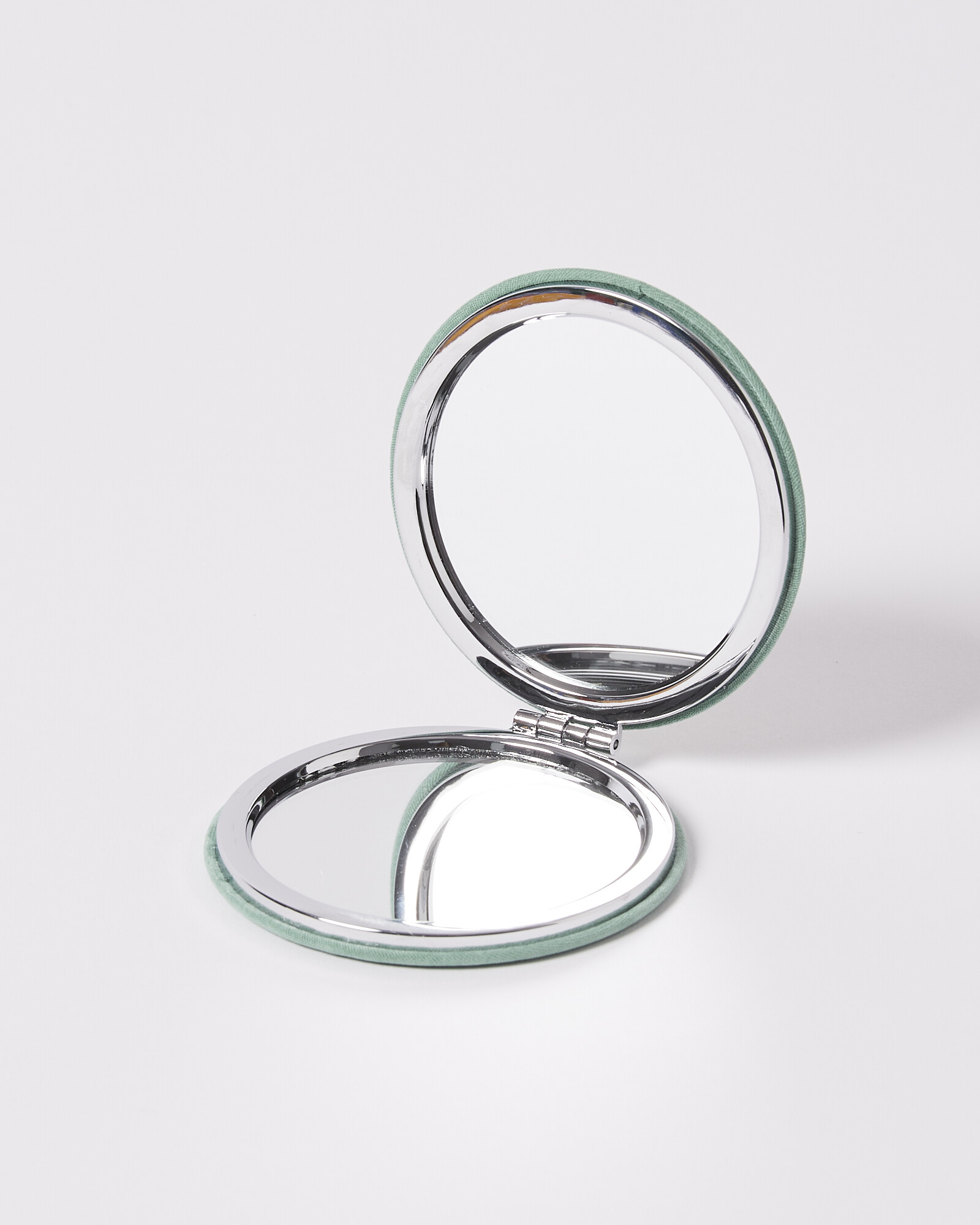 Flora Green Compact Mirror | Oliver Bonas