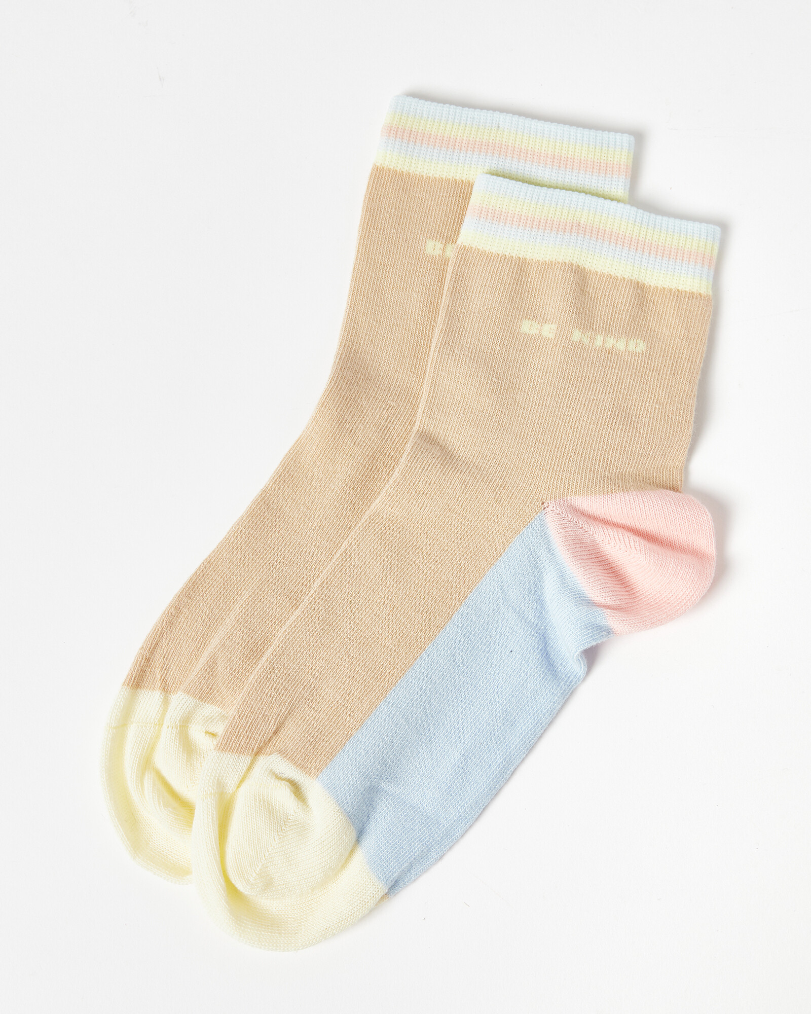 Be Kind Organic Brown Ankle Socks | Oliver Bonas