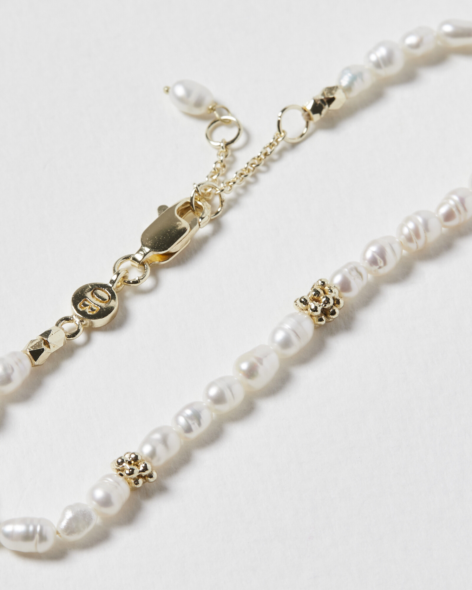 Edith Pearl & Gold Plated Beaded Bracelet | Oliver Bonas