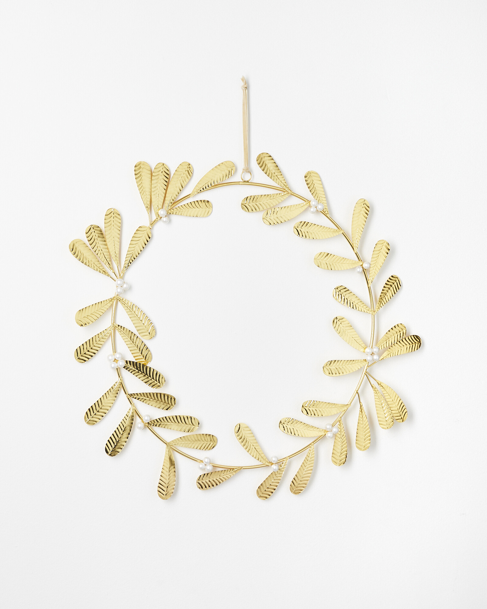 Gold Metal Mistletoe Wreath | Oliver Bonas