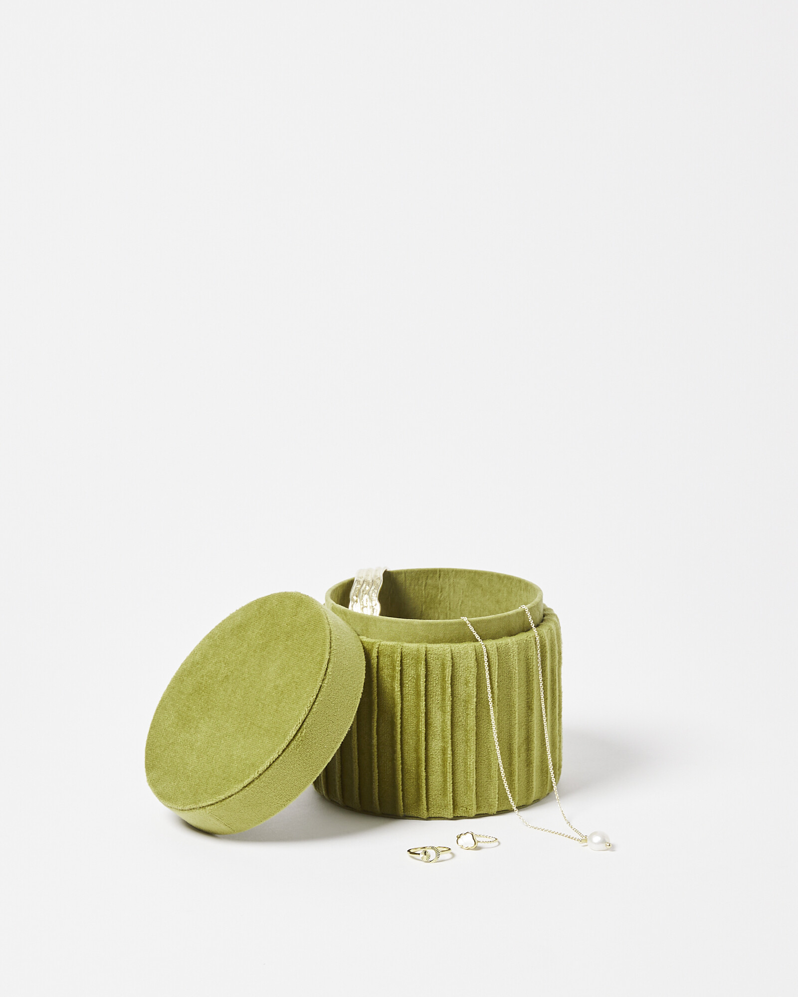 Trinity Green Velvet Round Trinket Box Small | Oliver Bonas