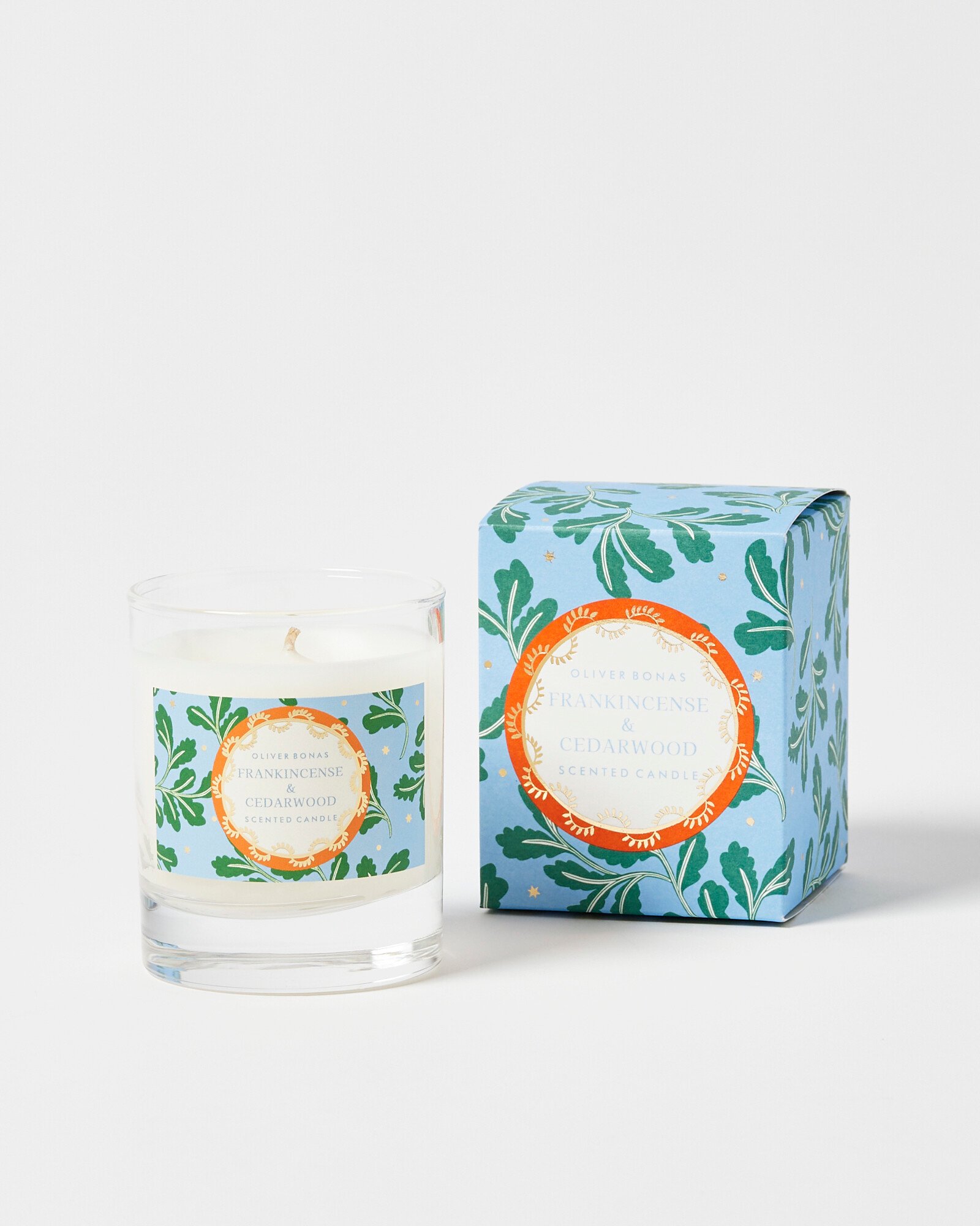 Christmas Oak Frankincense & Cedarwood Scented Candle | Oliver Bonas