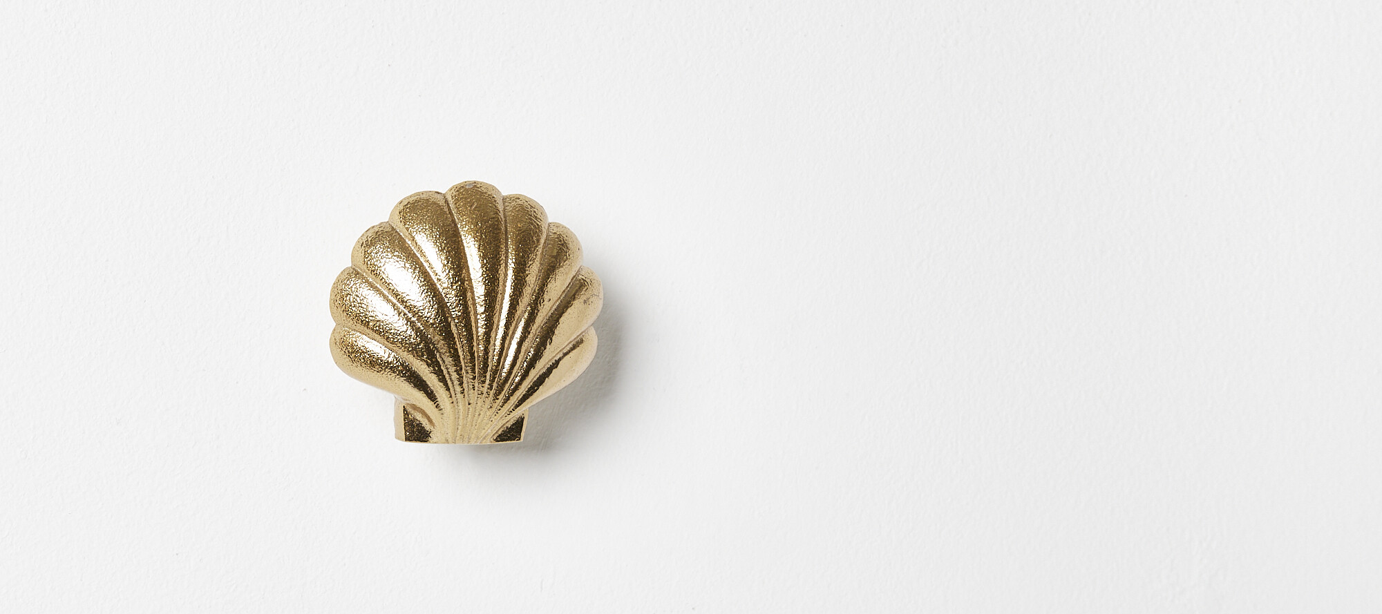 Shell Gold Wall Hook | Oliver Bonas IE