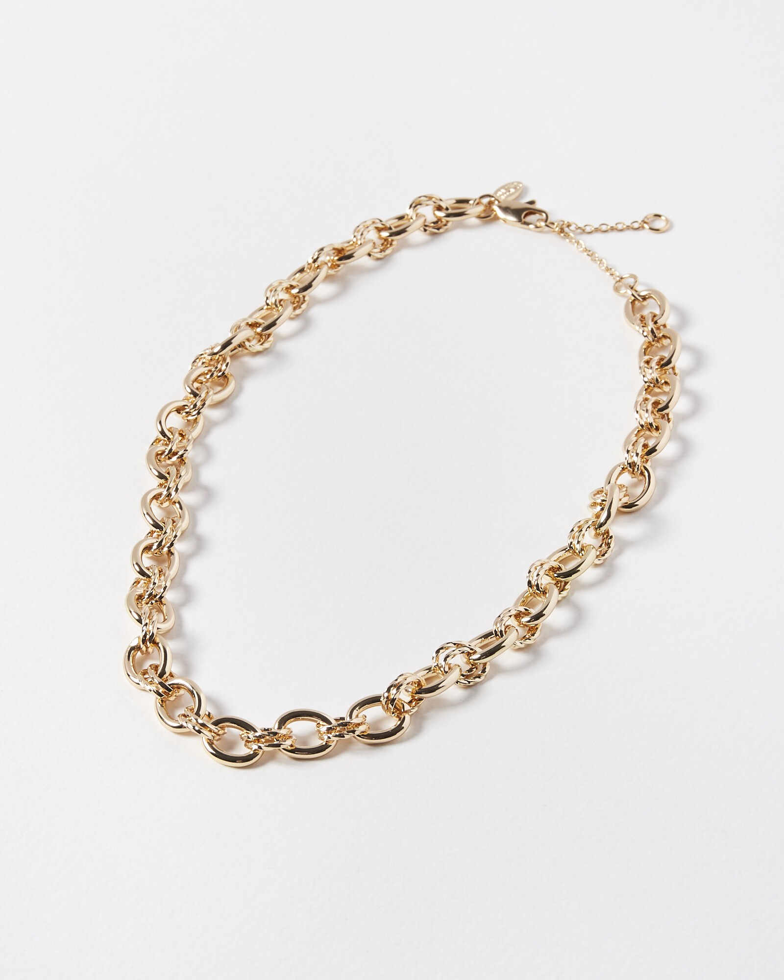 Alice Chunky Interlinked Gold Tone Chain Necklace | Oliver Bonas