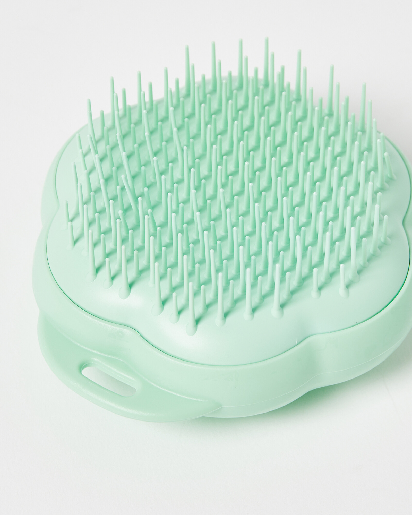Green Cat Grooming Tangle Teezer | Oliver Bonas