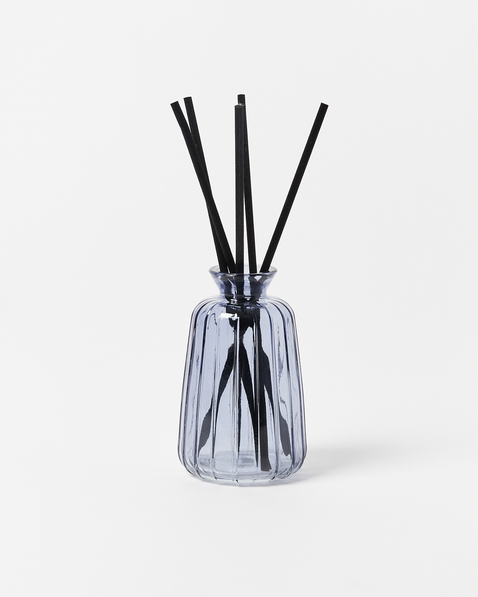 Ren Blue Diffuser Vase | Oliver Bonas