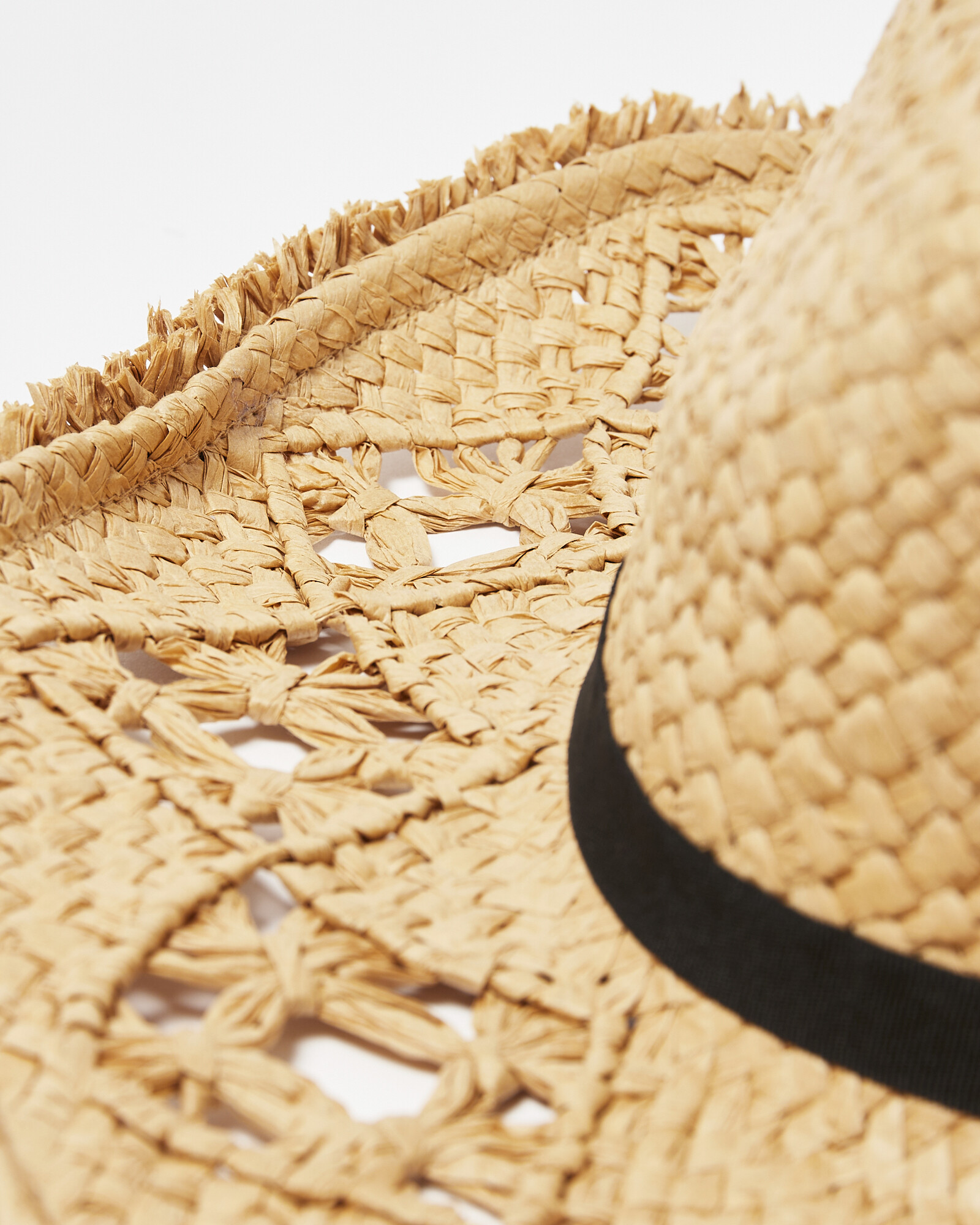 Fringe Edge Natural Cowboy Hat | Oliver Bonas