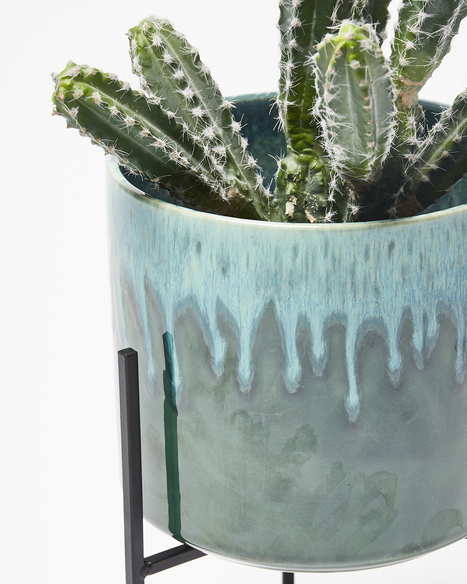 Lani Green Ceramic Plant Pot & Stand Short | Oliver Bonas