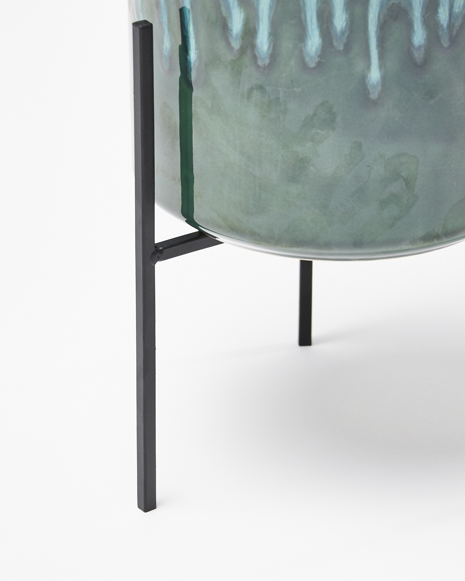 Lani Green Ceramic Plant Pot & Stand Short | Oliver Bonas