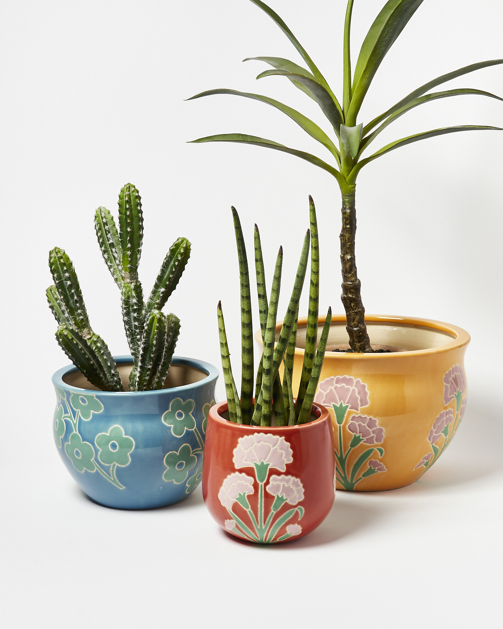 Bella Outdoor Orange Ceramic Plant Pot Small | Oliver Bonas