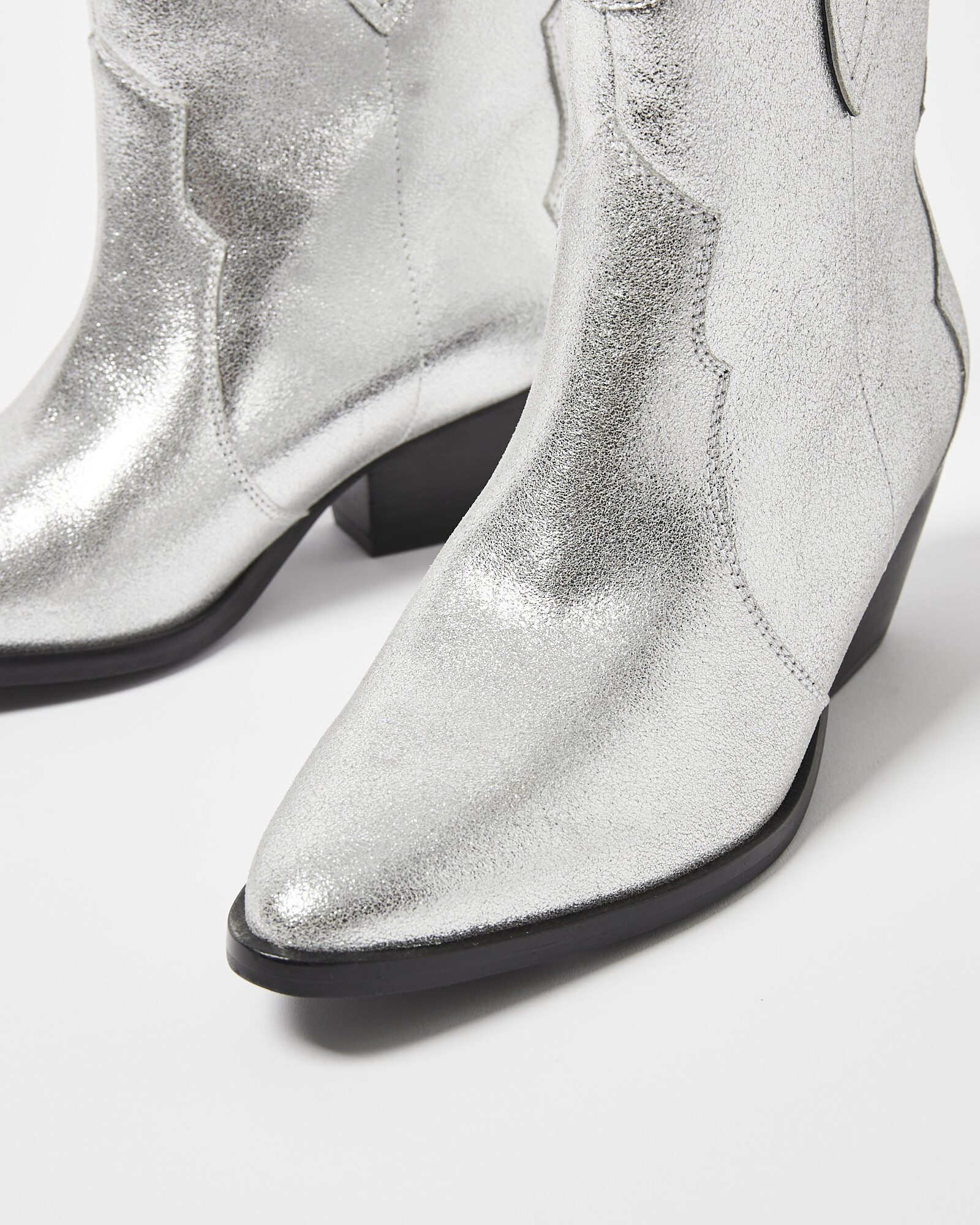 Metallic Silver Leather Western Cowboy Boots | Oliver Bonas