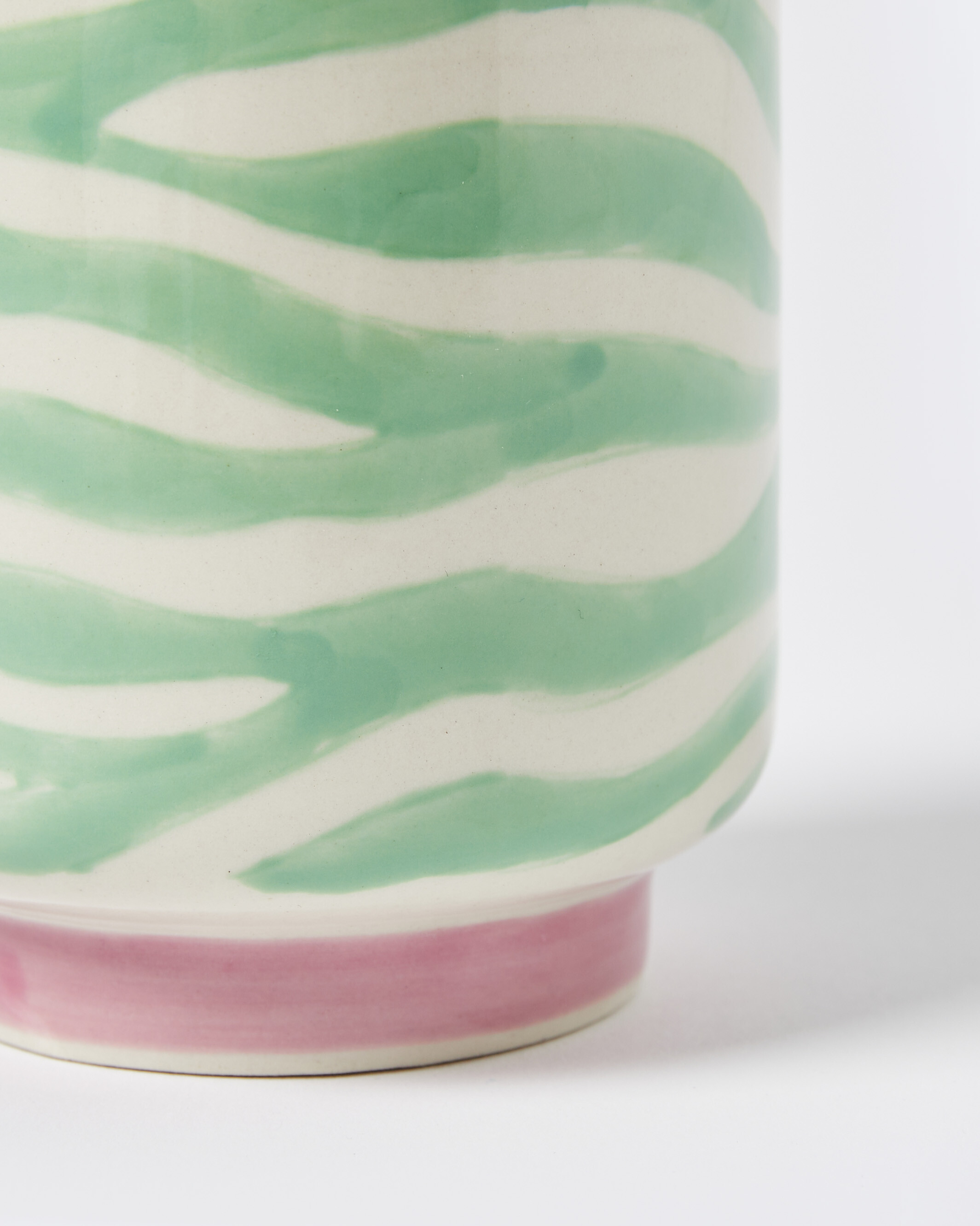 Ria Green Ceramic Bathroom Pot | Oliver Bonas