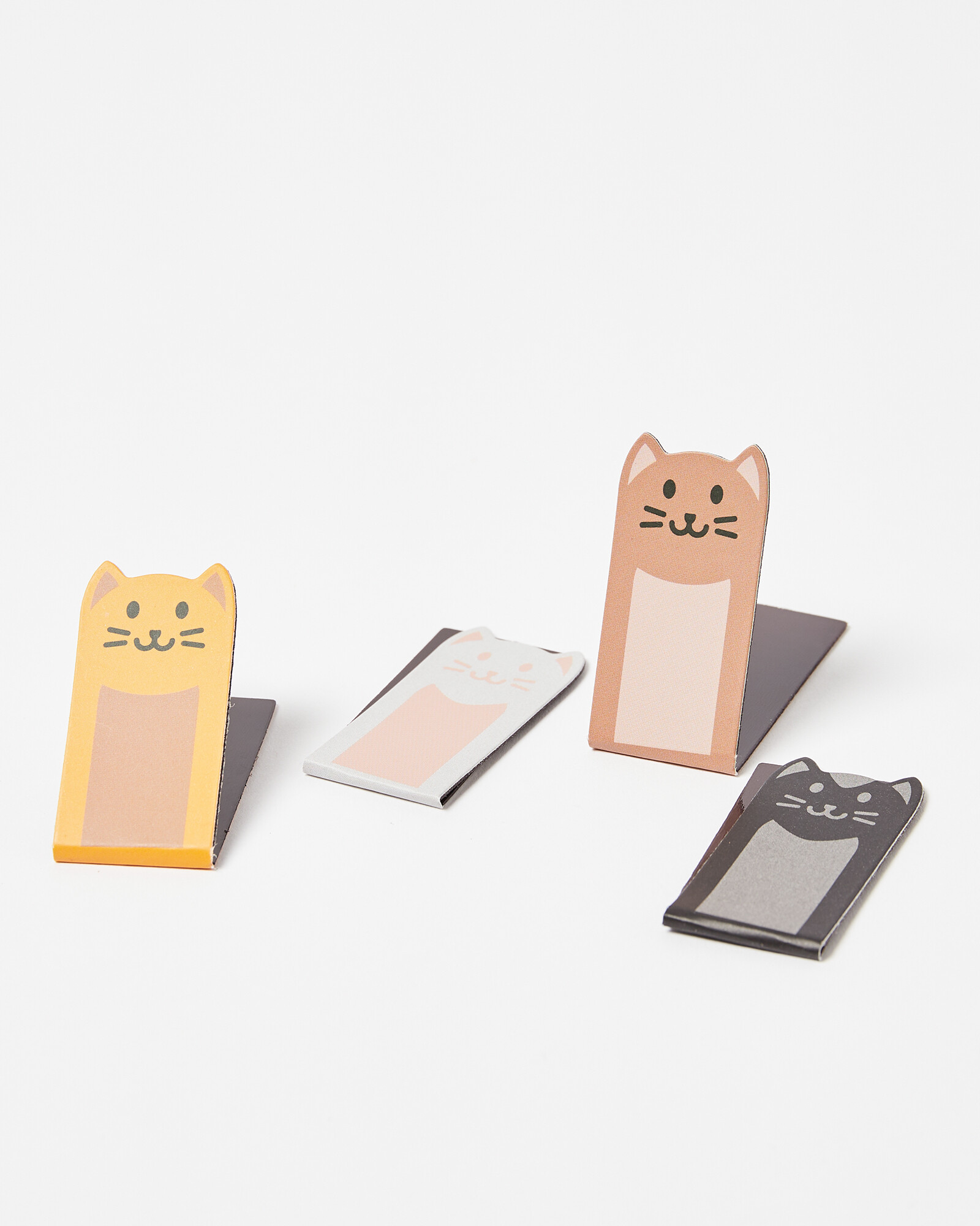 Magnetic Cat Bookmarks Set of Four | Oliver Bonas
