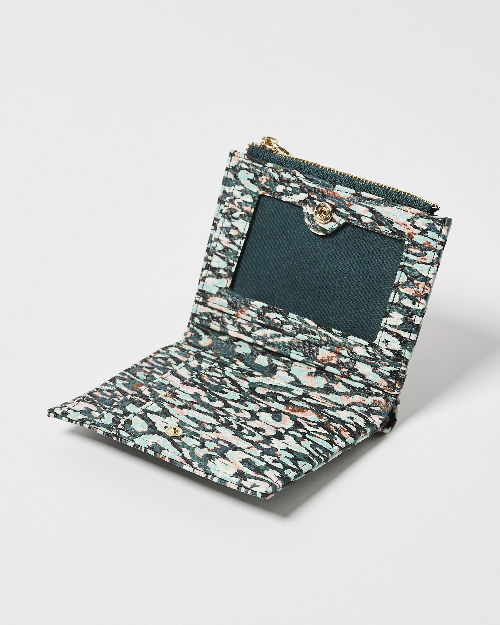 Kinley Leopard Mint Green Zipped Coin Purse | Oliver Bonas