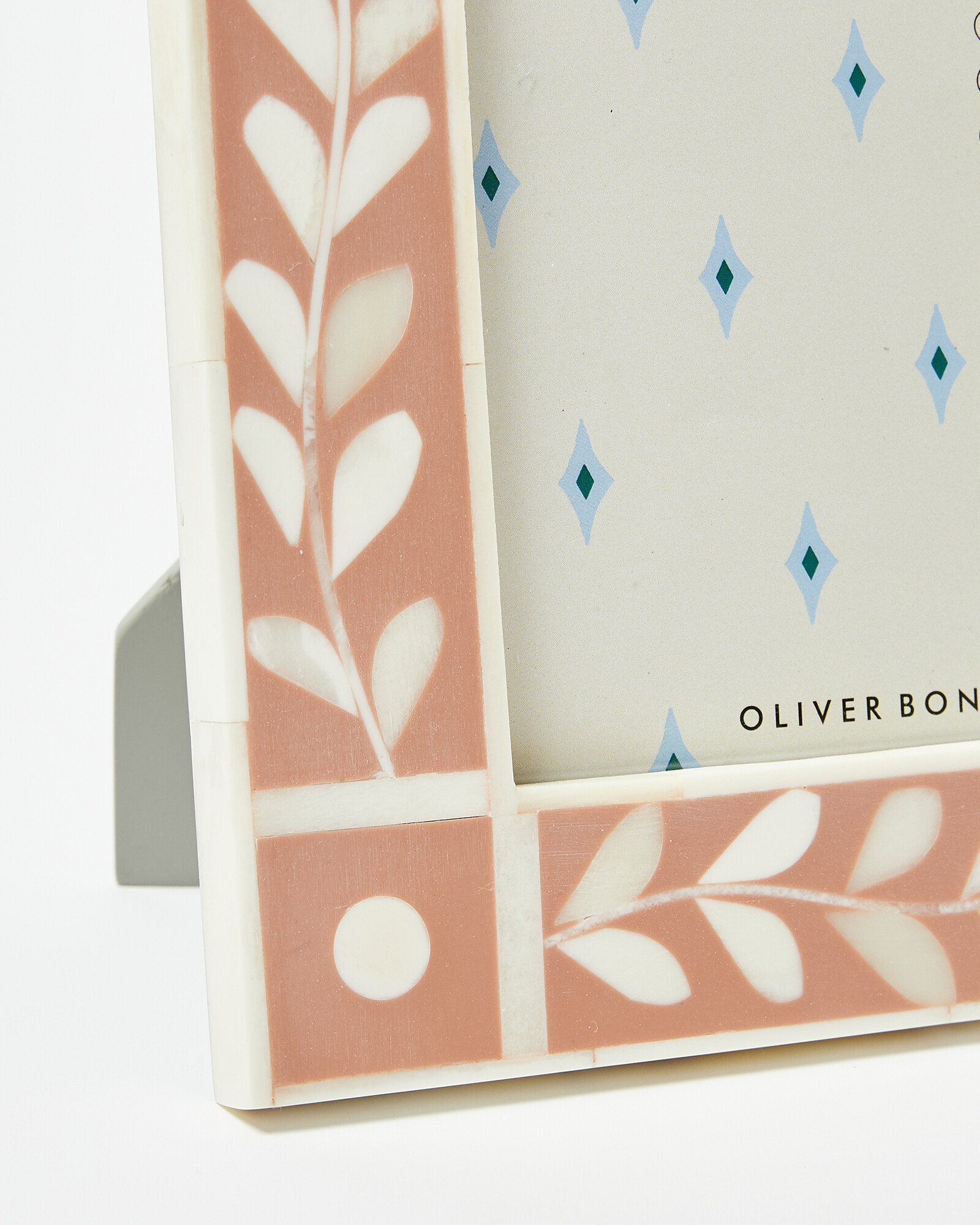 Ivy Pink Photo Frame 6x4" | Oliver Bonas