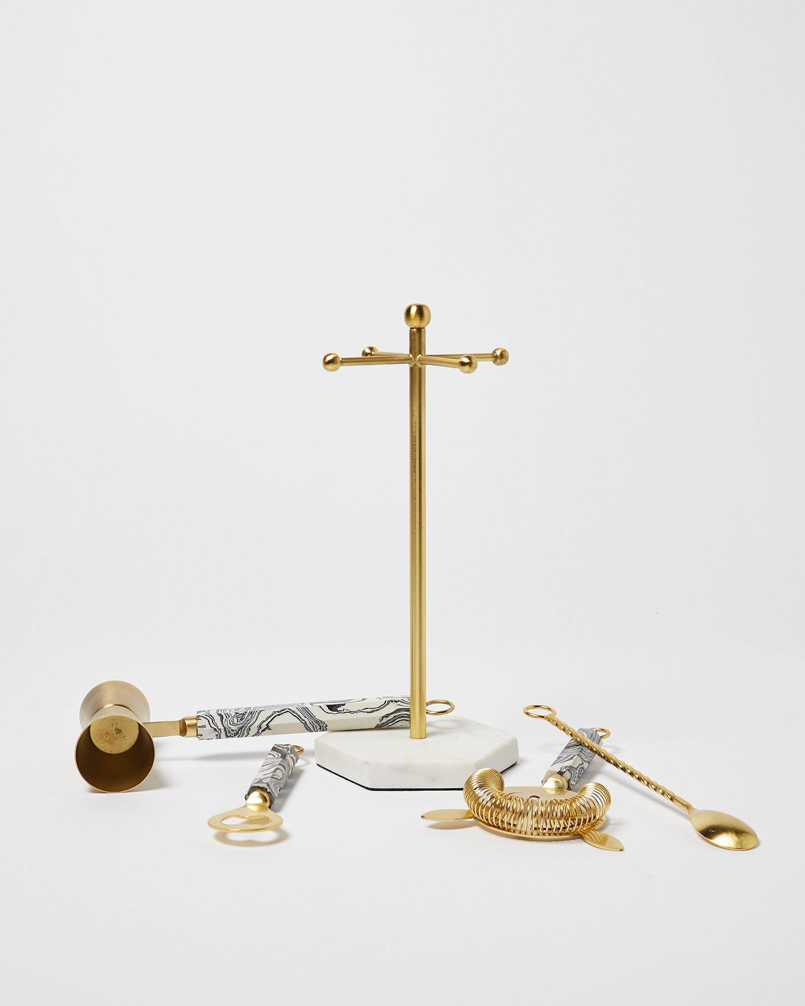 Monochrome Marbled Gold Bar Tools Set | Oliver Bonas