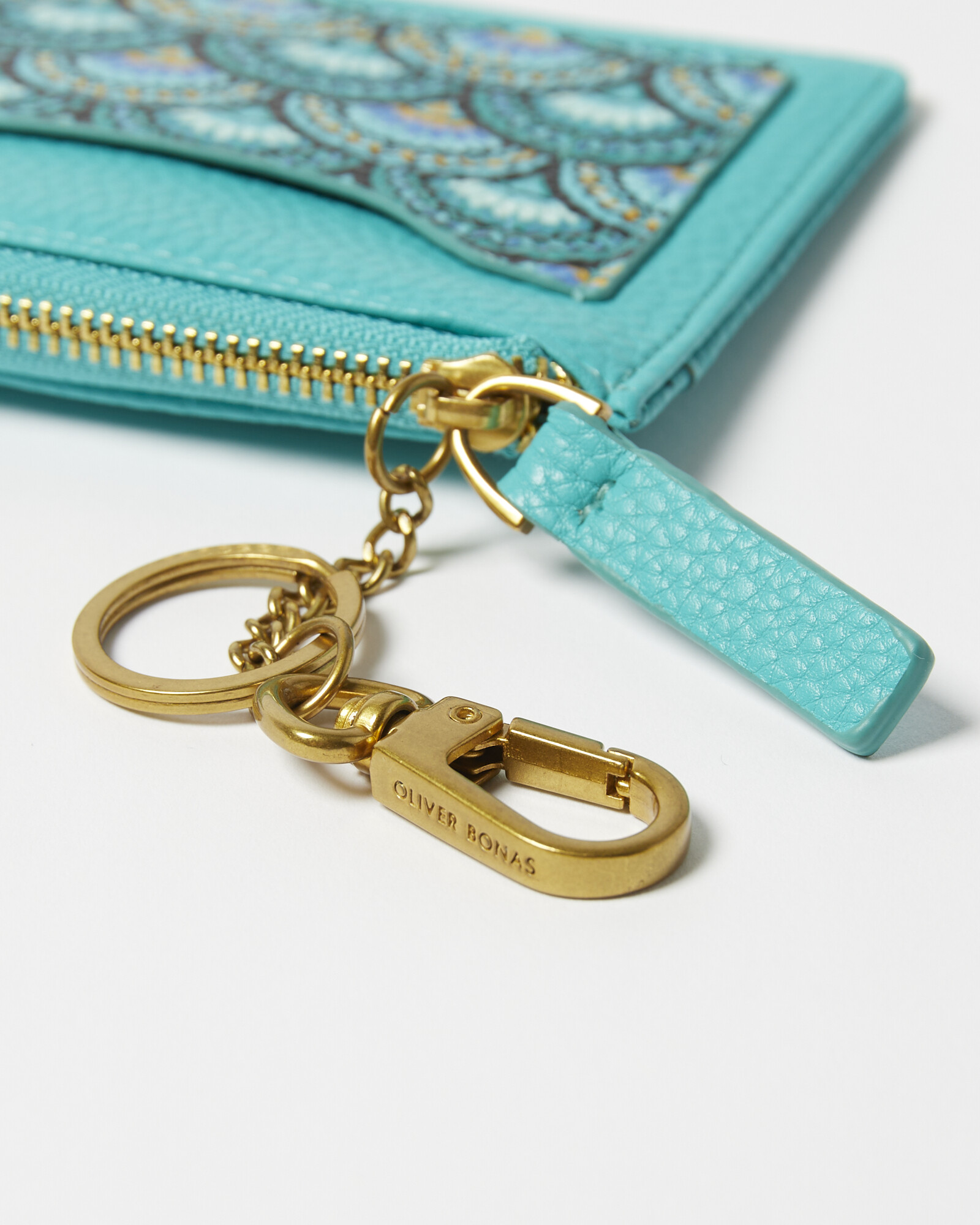 Andie Fan Green Keyring Card Holder | Oliver Bonas