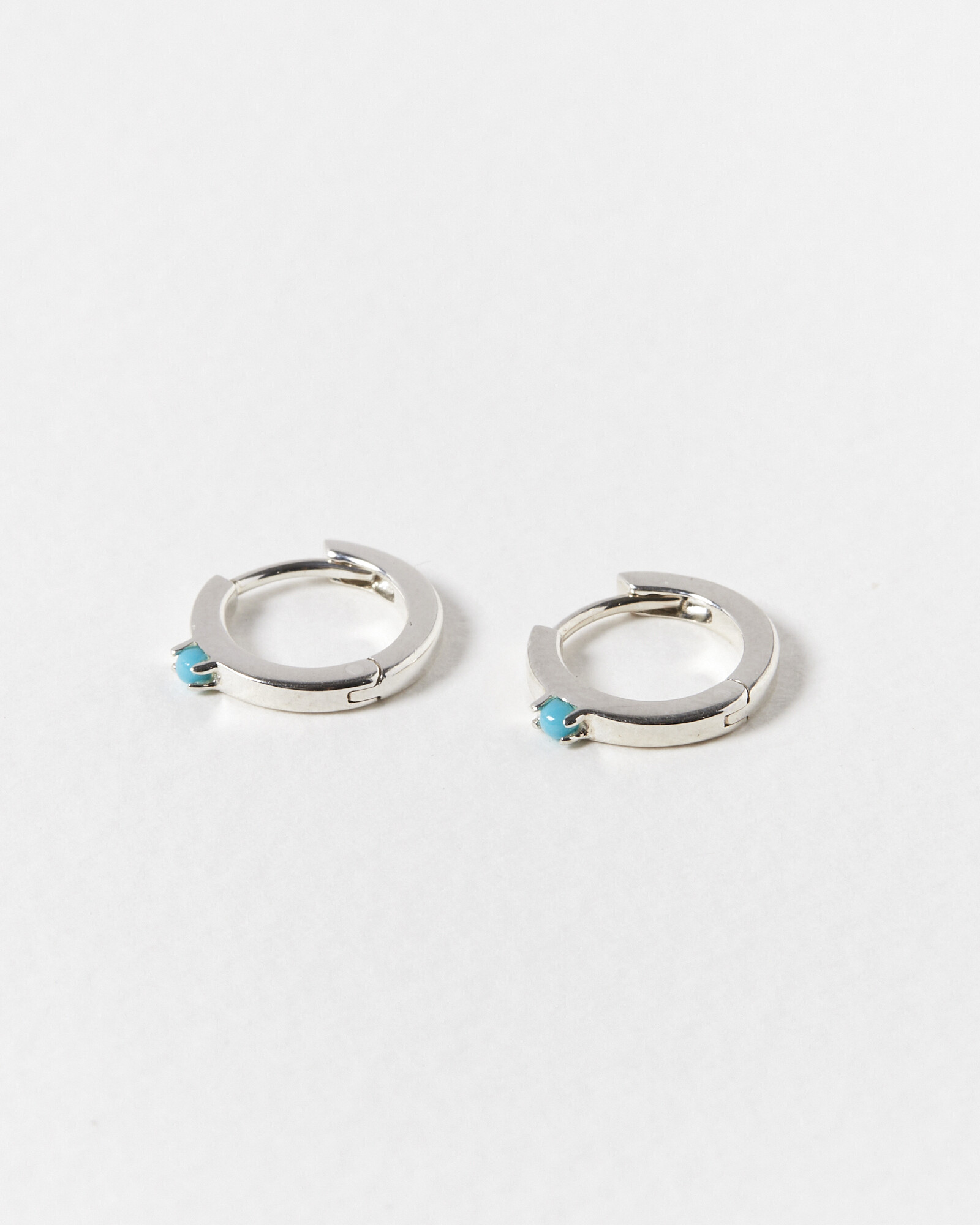 Gaia Silver Clicker Hoop Earrings | Oliver Bonas