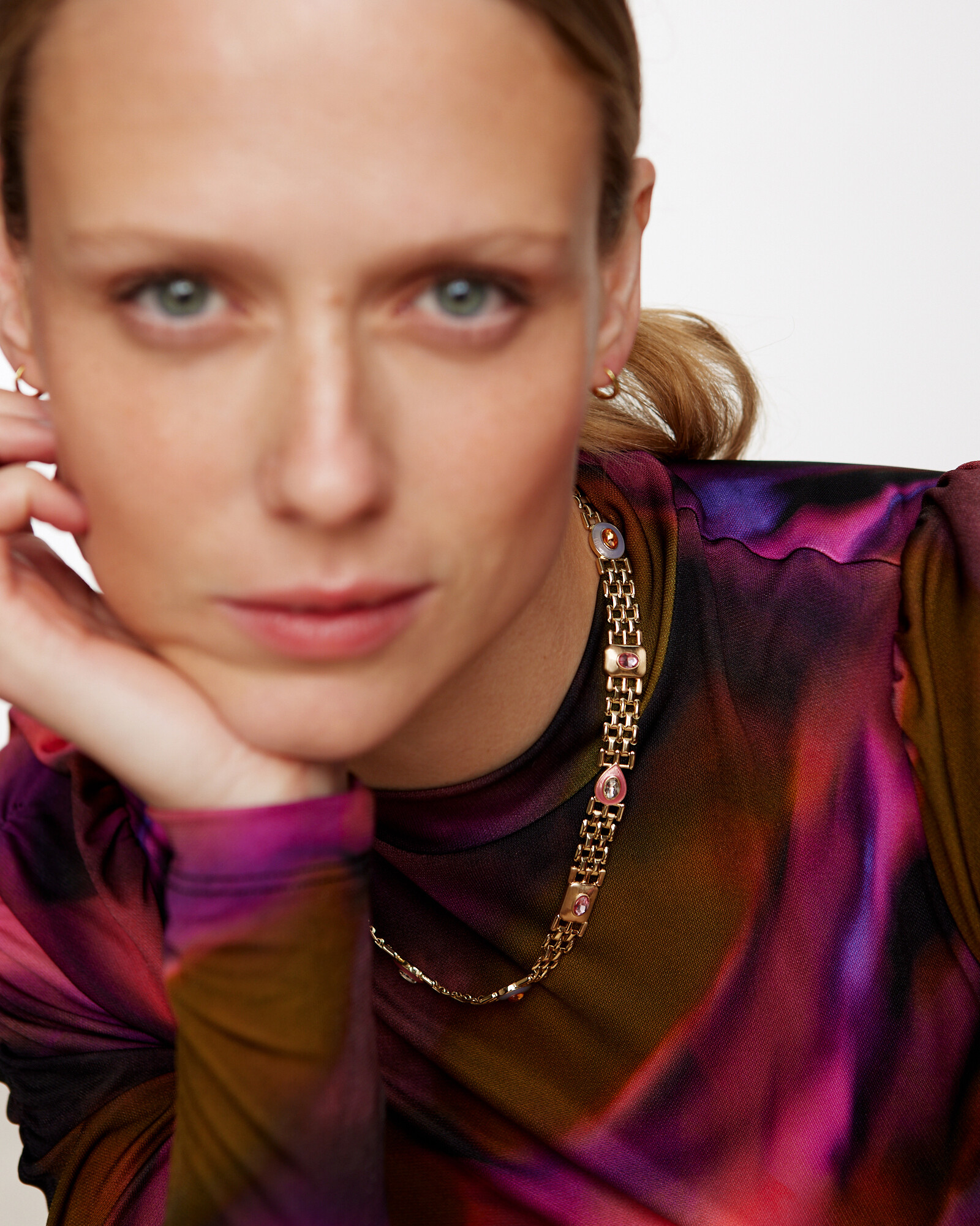 Amie Enamel & Stone Chain Collar Necklace | Oliver Bonas