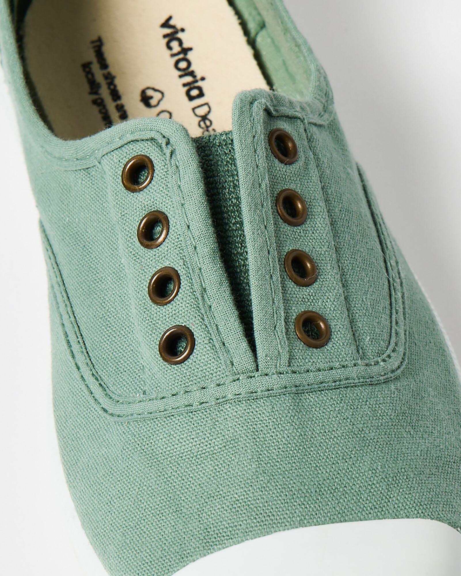 Victoria 1915 Elastic Plimsoll Jade Green Trainers | Oliver Bonas