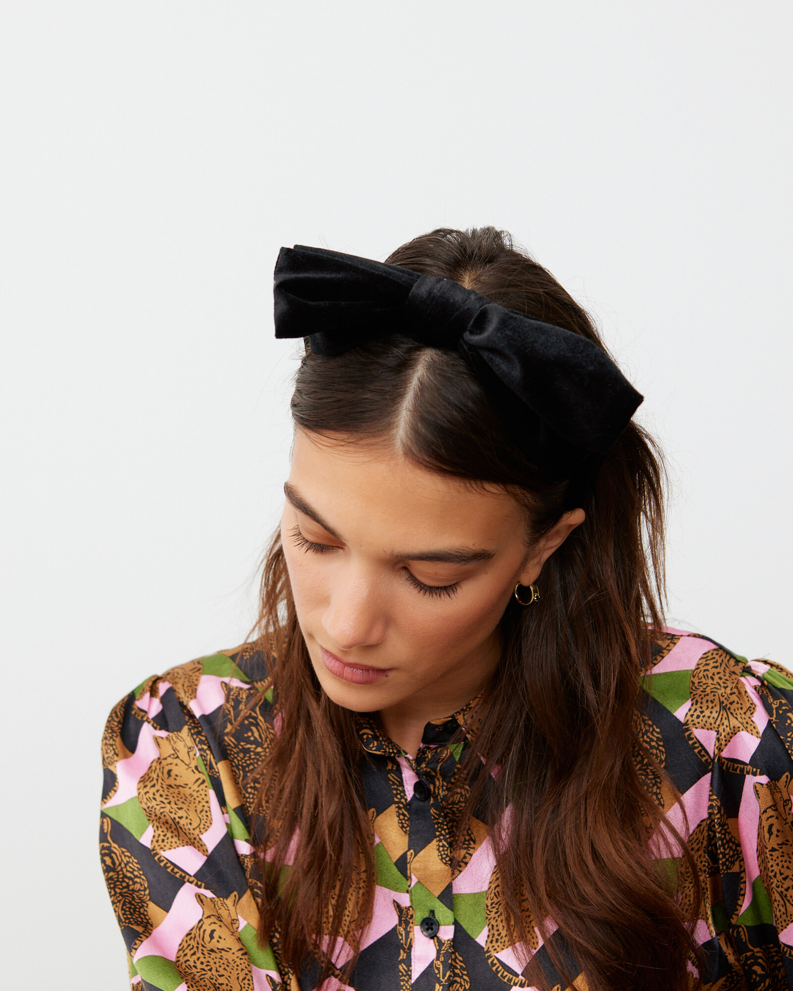Gabrielle Black Velvet Statement Bow Headband | Oliver Bonas
