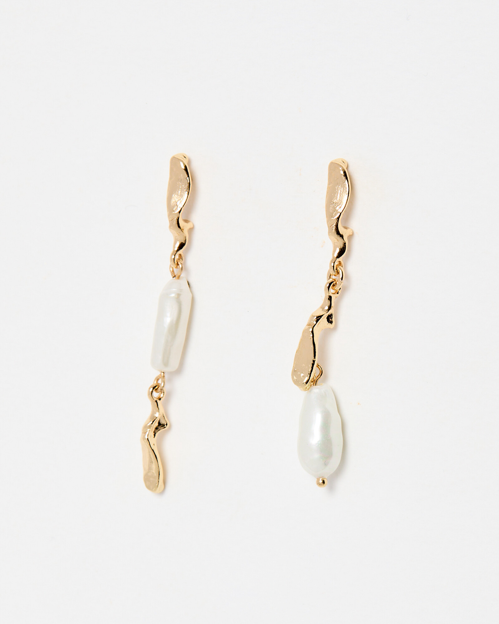Aalto Mismatch Bar & Faux Pearl Drop Earrings | Oliver Bonas